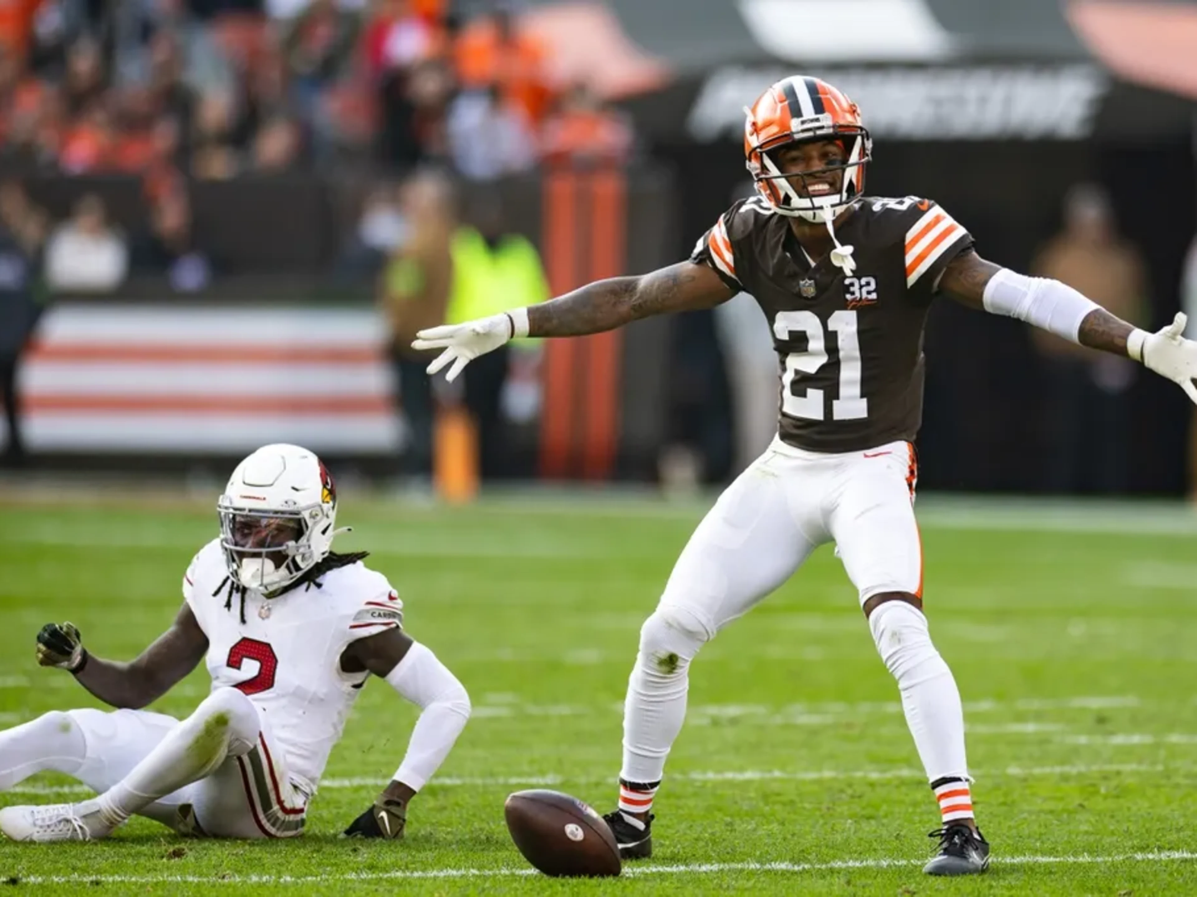 Browns’ Denzel Ward receives high praise from an unlikely source ahead of the 2024 NFL season ...