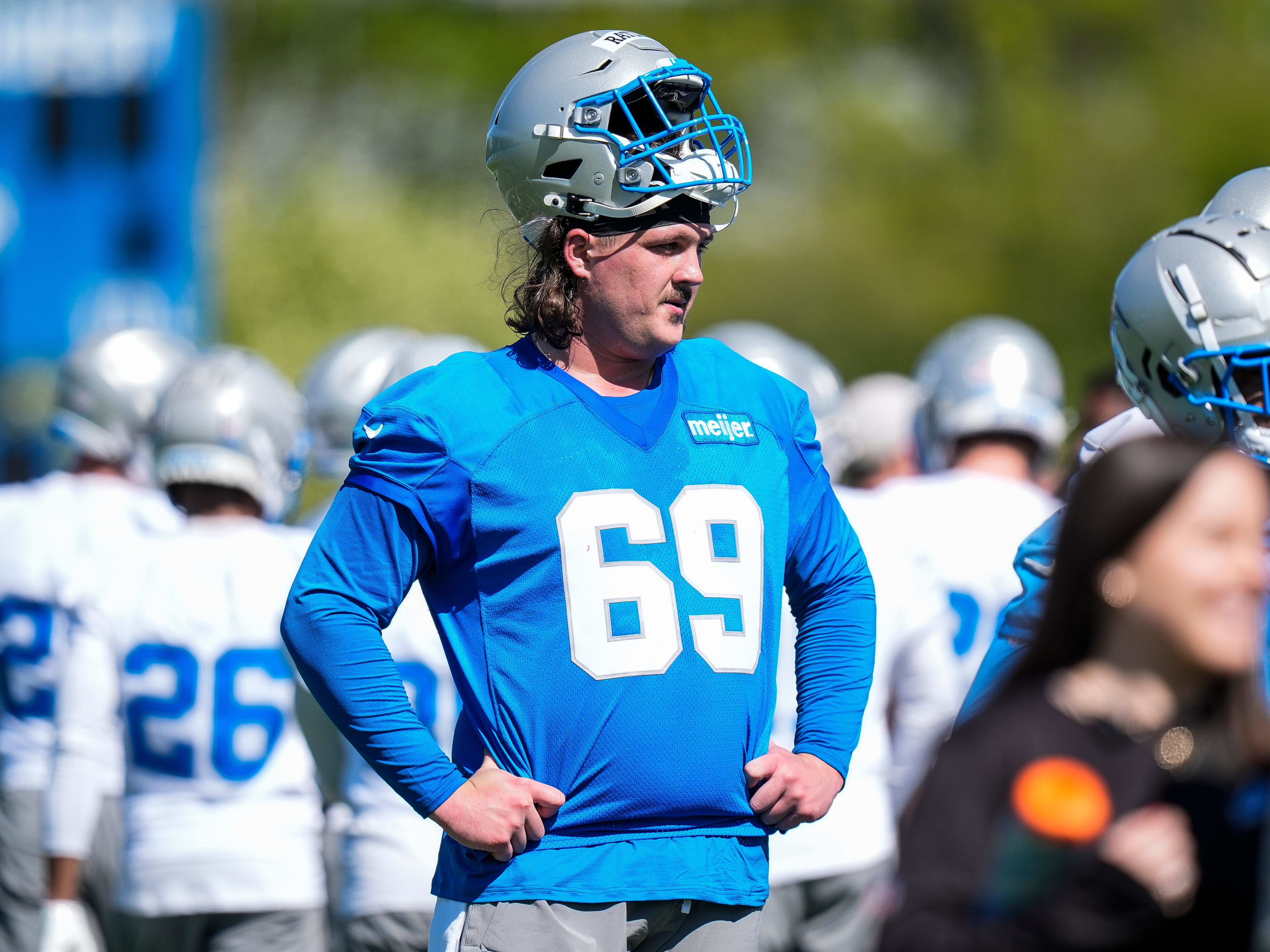 Three NFL teams who should feel the most pressure to cave and sign a ...