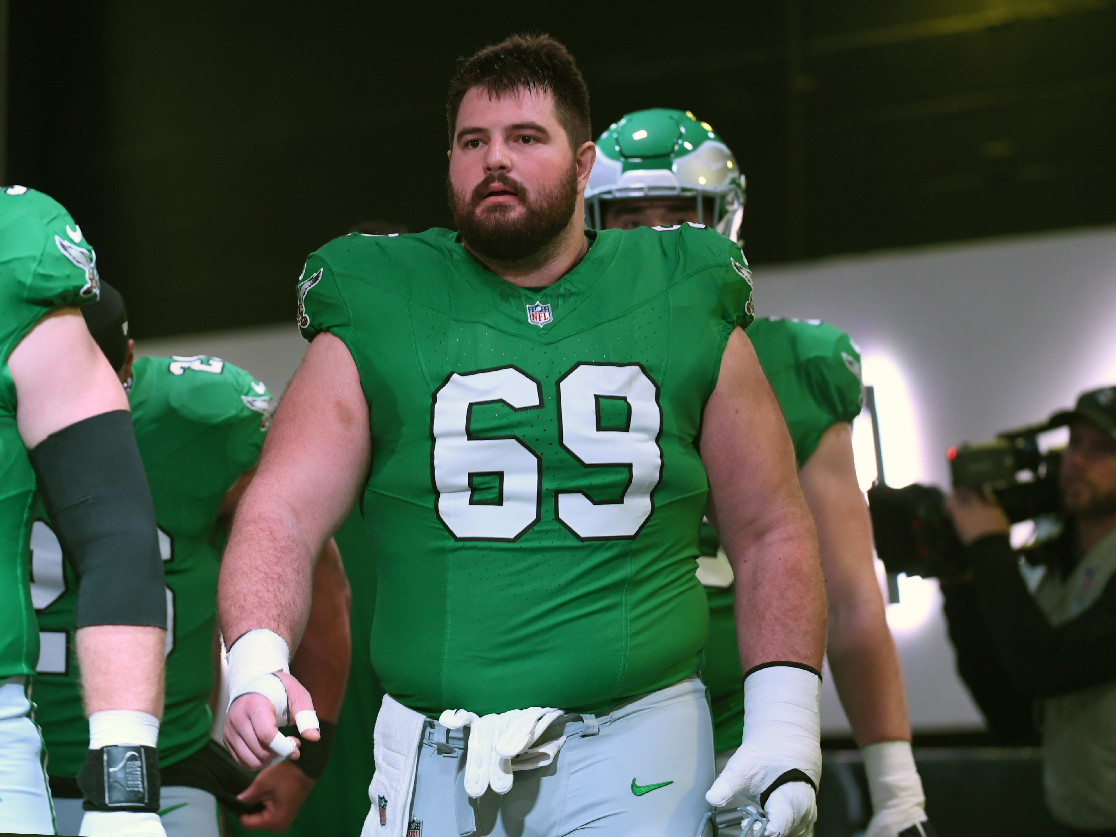 NFL coach has a 2025 prediction for Landon Dickerson that Eagles fans ...