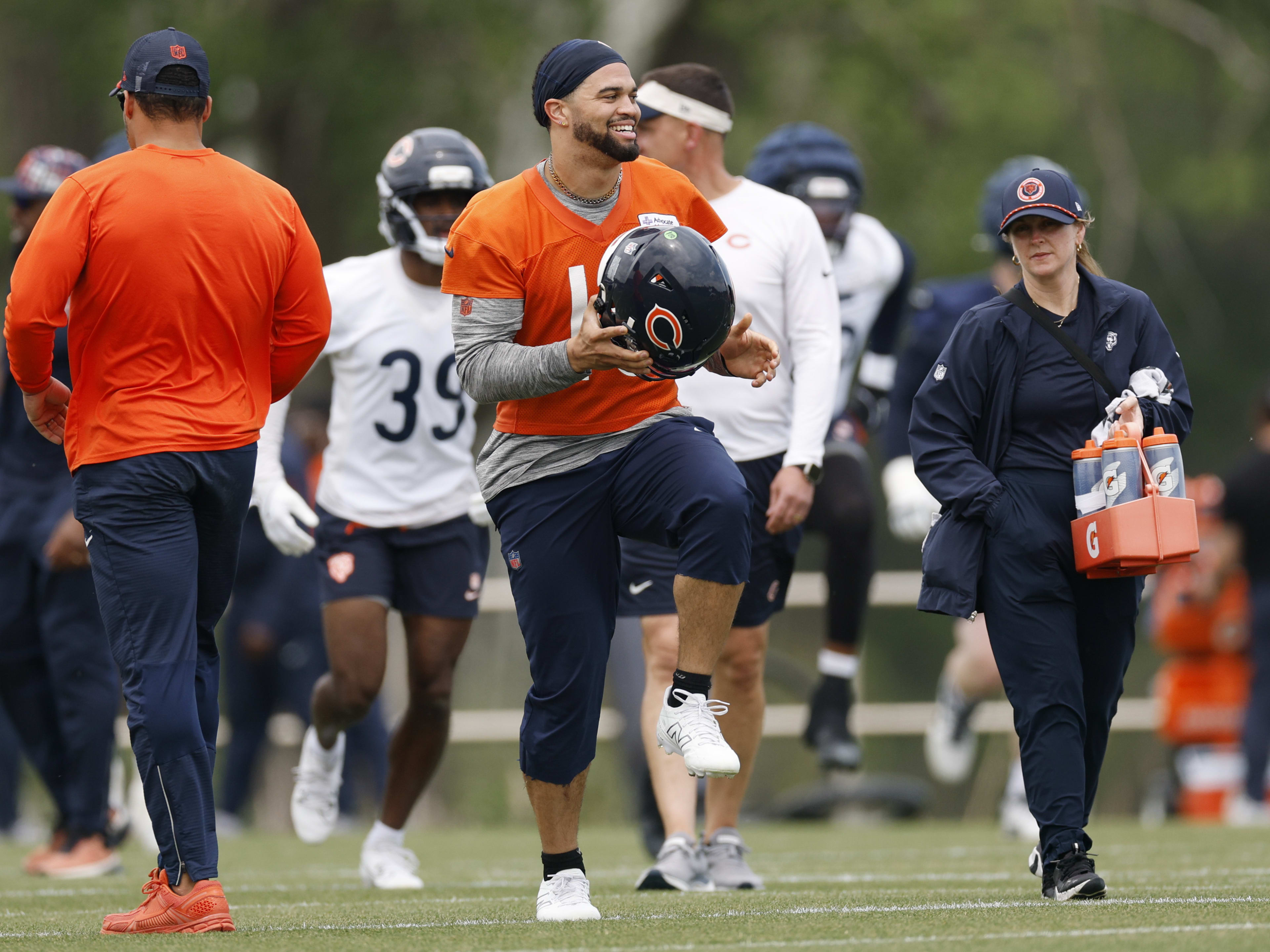 The Chicago Bears' offense is banking on these 4 key factors working ...