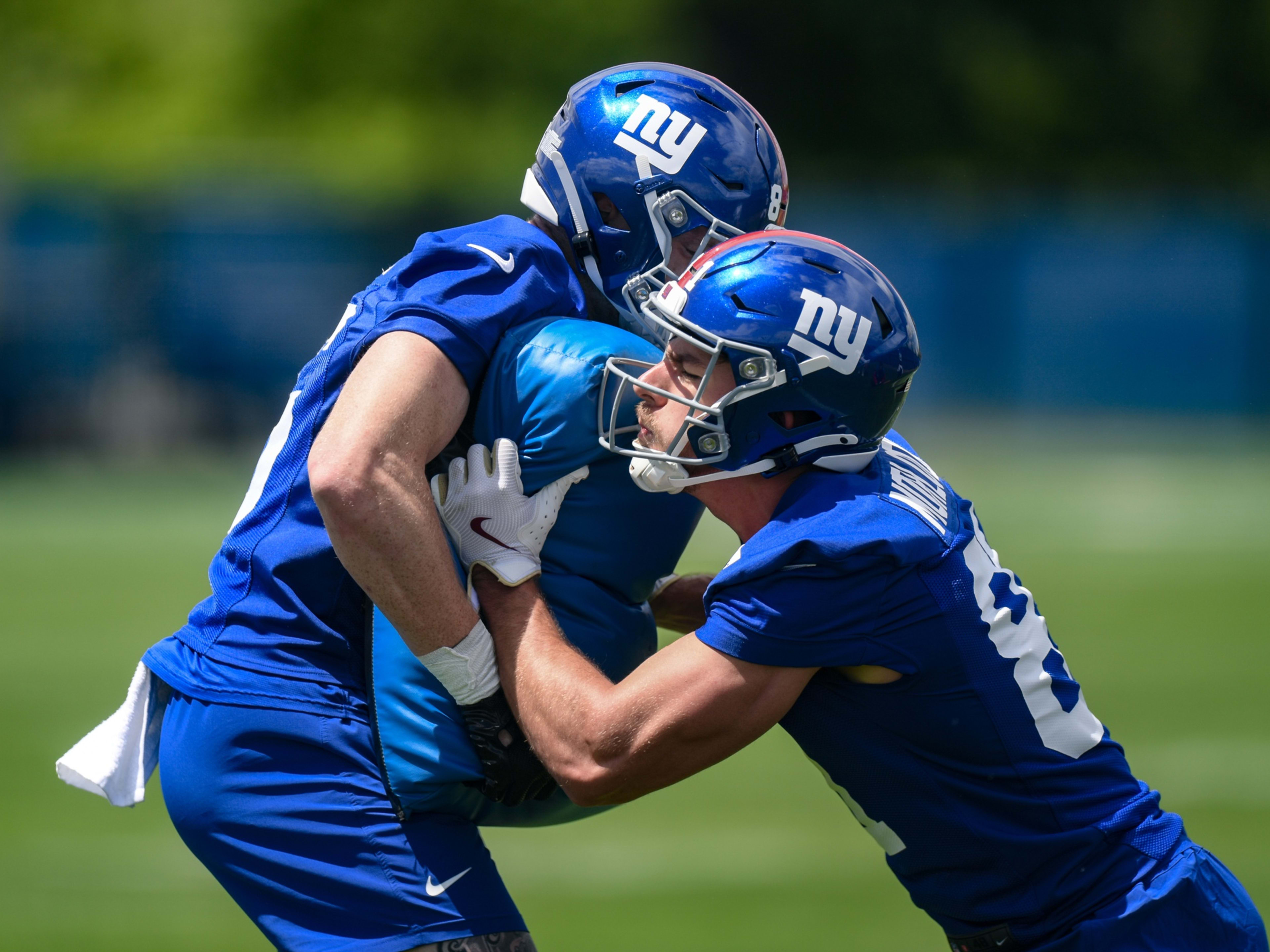 Giants late-round rookie stuns with jaw-dropping one-handed grab amid ...