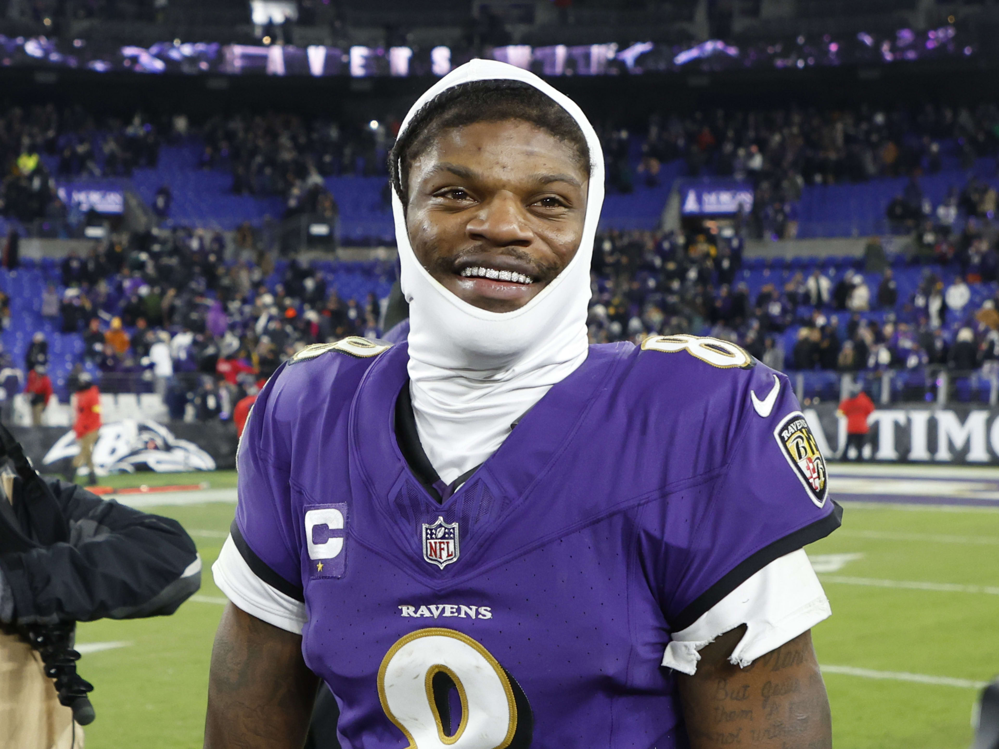 Ravens QB Lamar Jackson lifts Jayson Tatum’s spirits with incredible ...