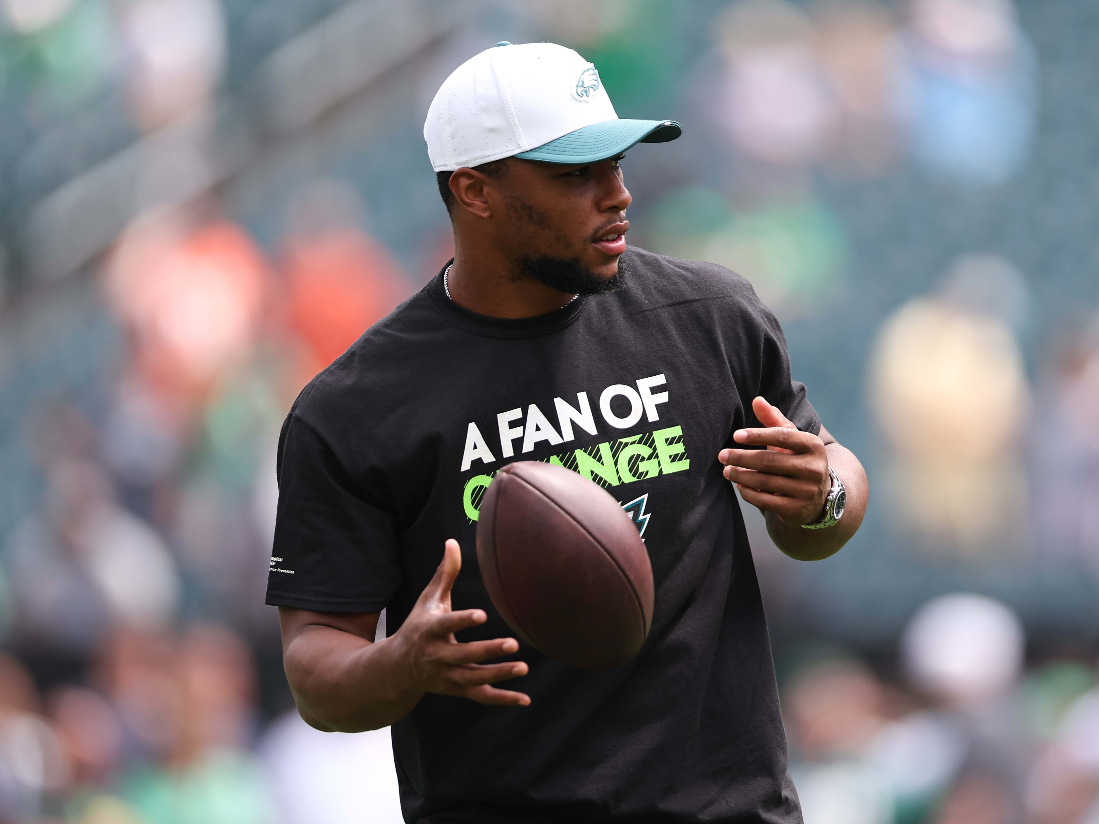 Eagles take advantage of Broncos' roster cuts and sign former Notre ...