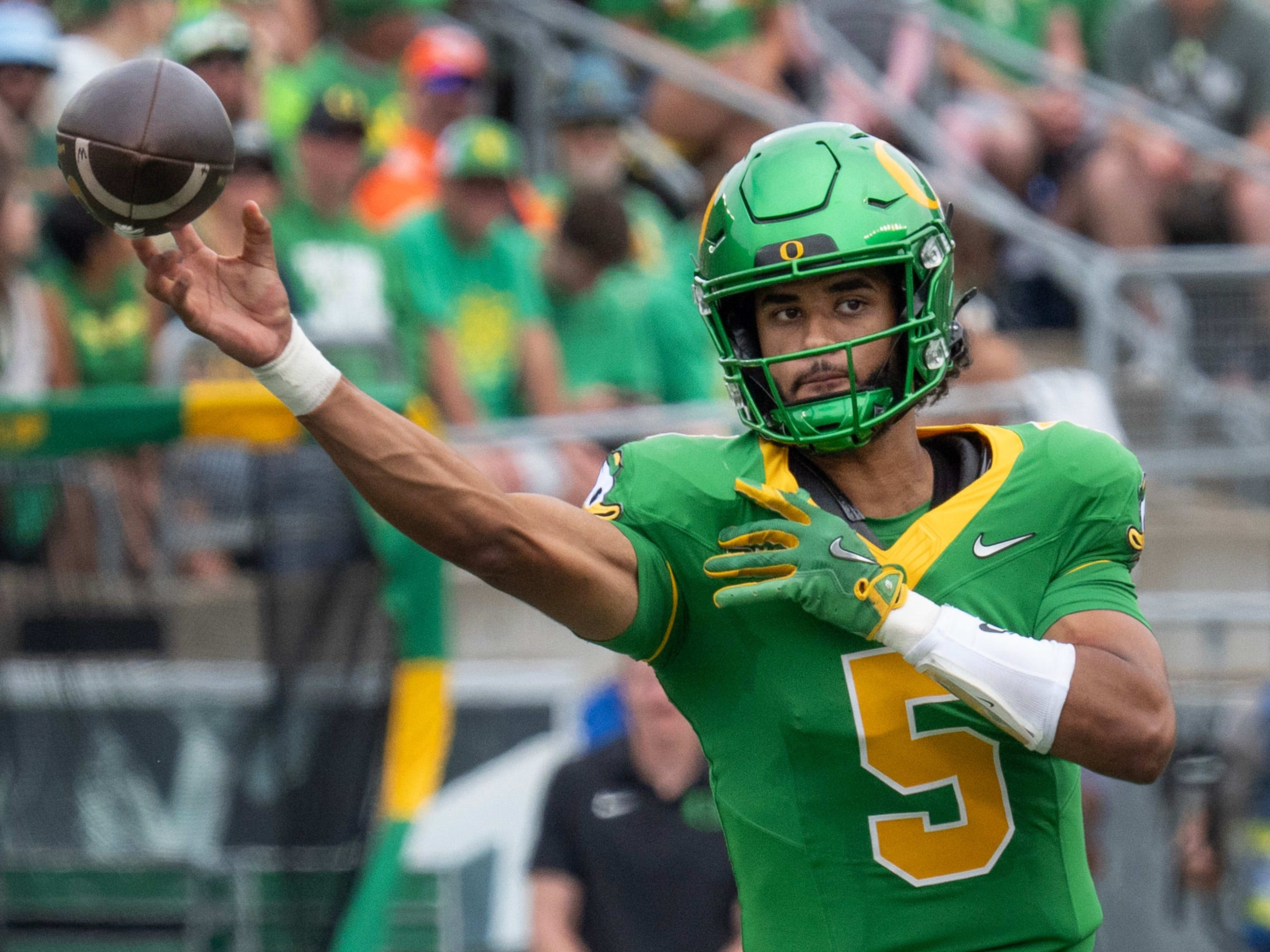 Oregon Ducks quarterback Dante Moore is establishing himself as one of ...