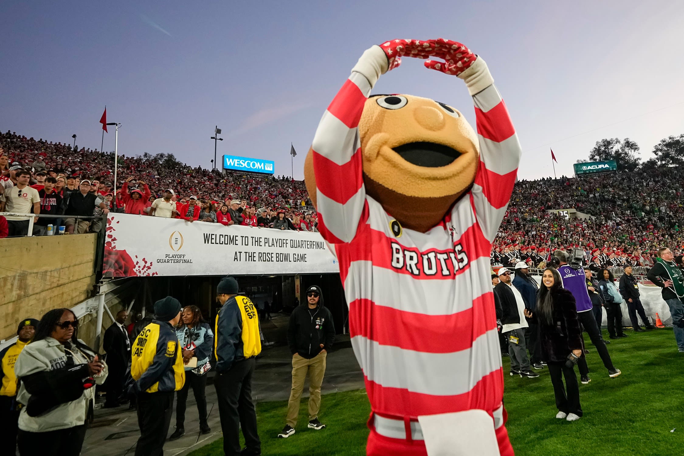 Ohio State fans left scratching their heads after several new gameday ...