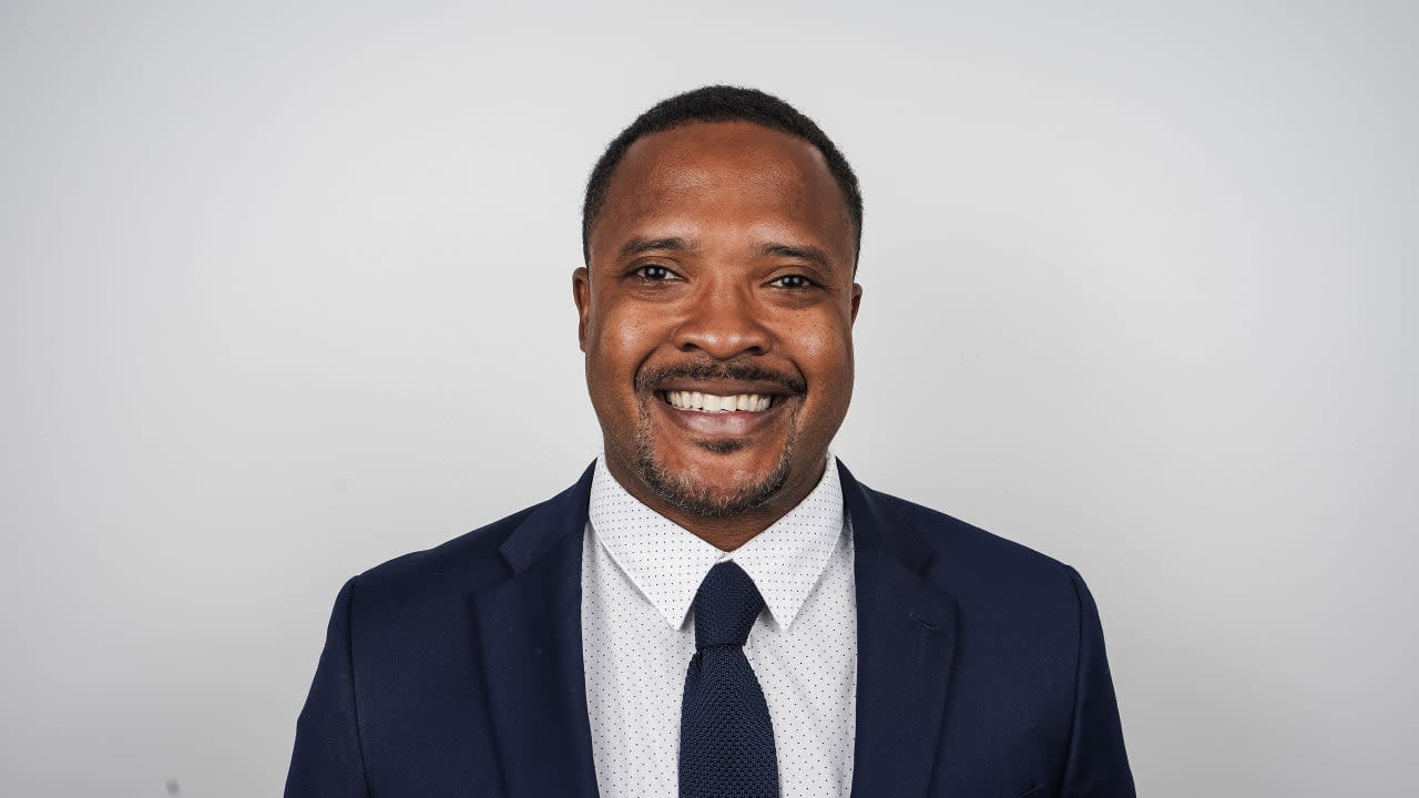 Notre Dame hires Mike Martin as their next general manager, and he ...