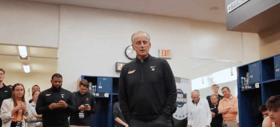 Rick Barnes delivers perfect locker room message after Tennessee Vols ...