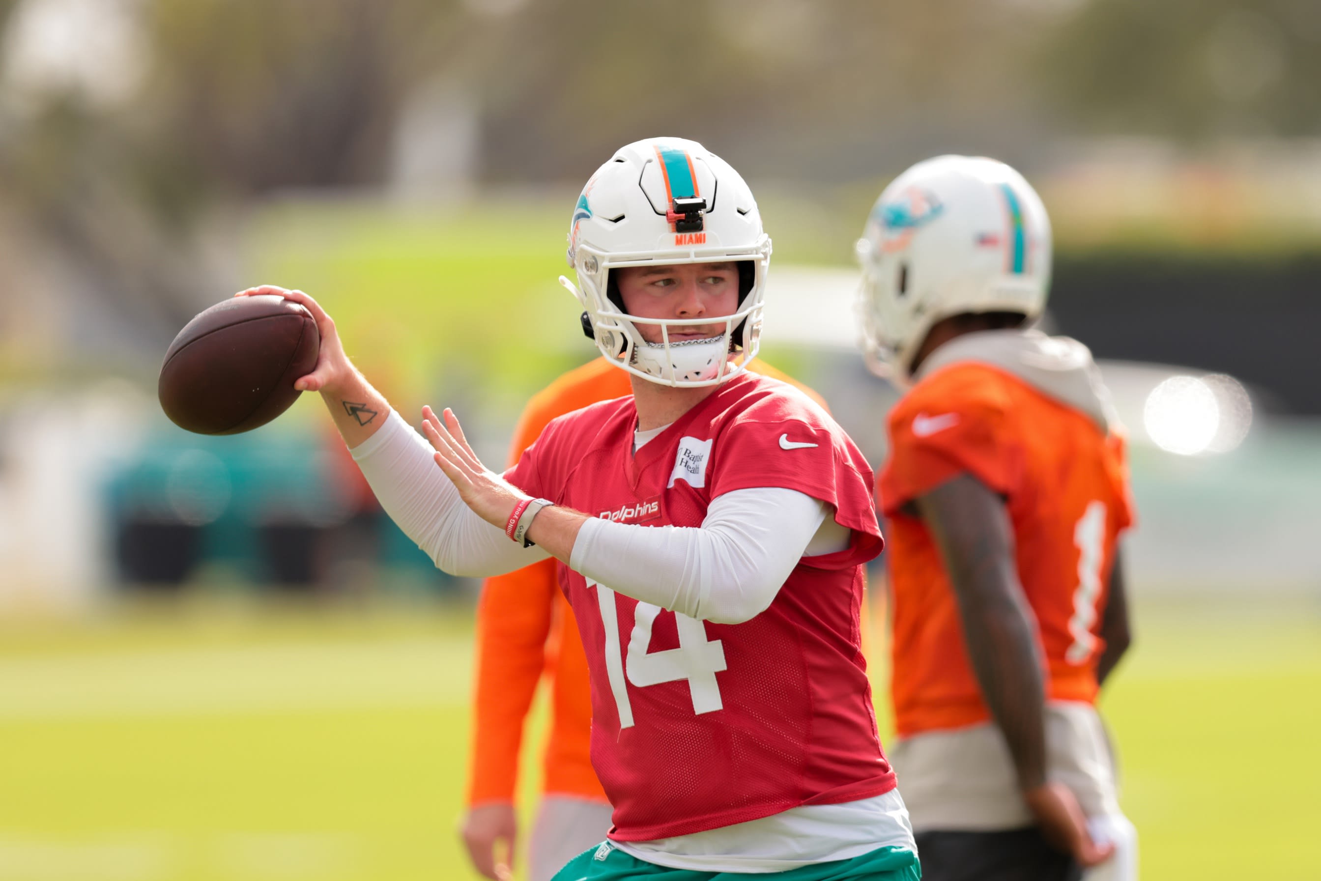 Five risers through the first week of 2025 Miami Dolphins training camp ...