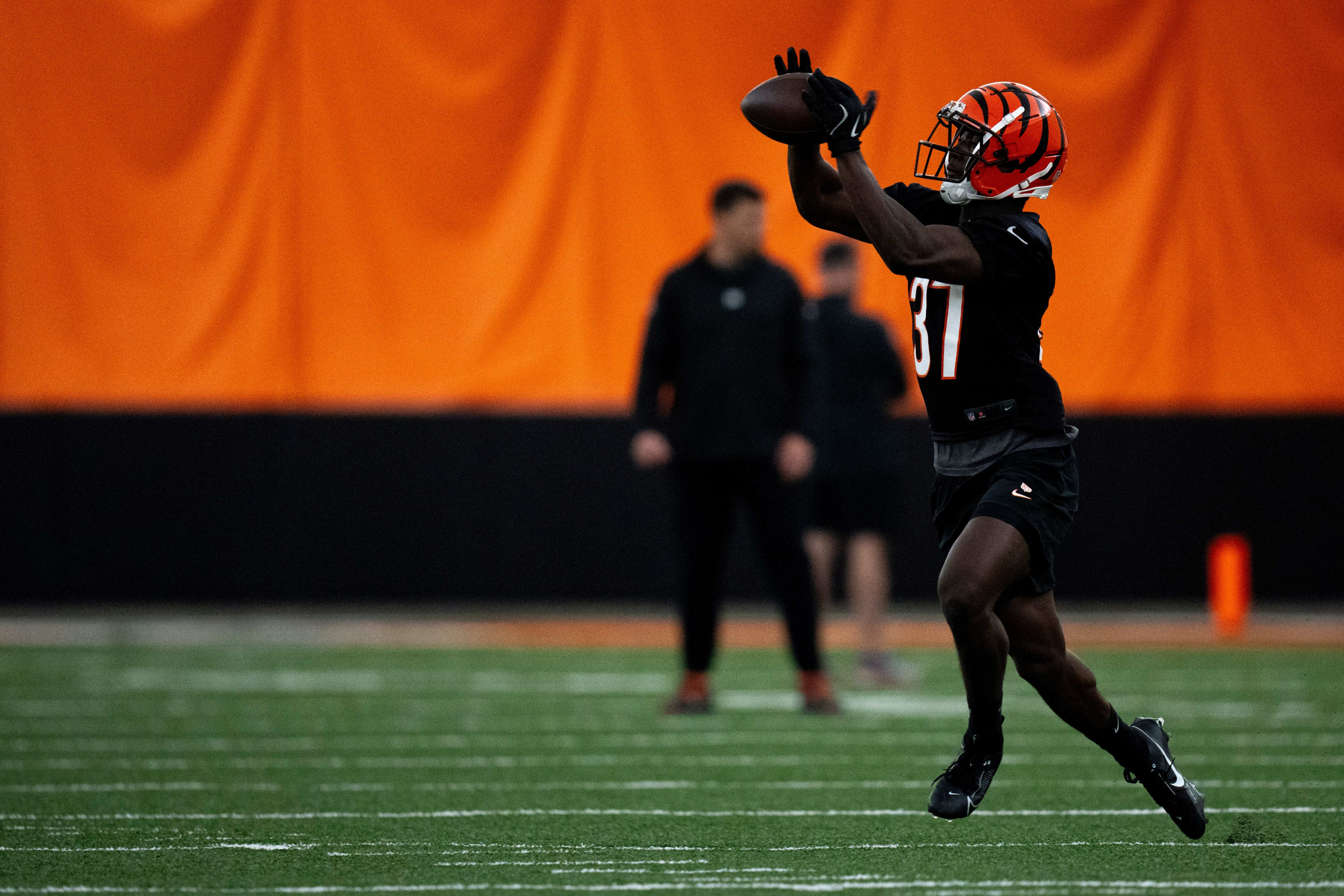Bengals 2025 Roster Breakdown: PJ Jules expecting another busy preseason with Cincinnati's ...