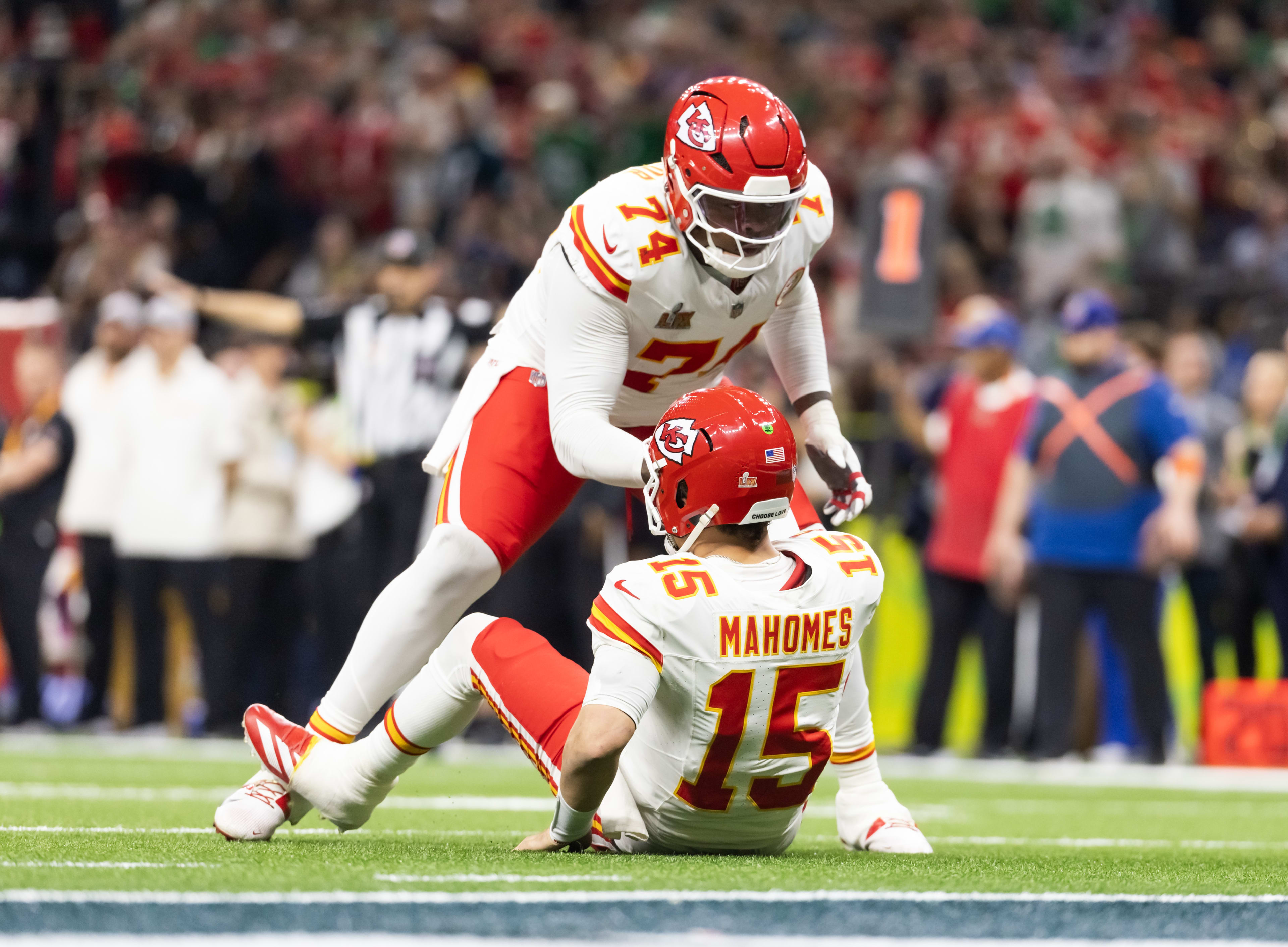Chiefs HC Andy Reid's latest injury updates on Hollywood Brown ...
