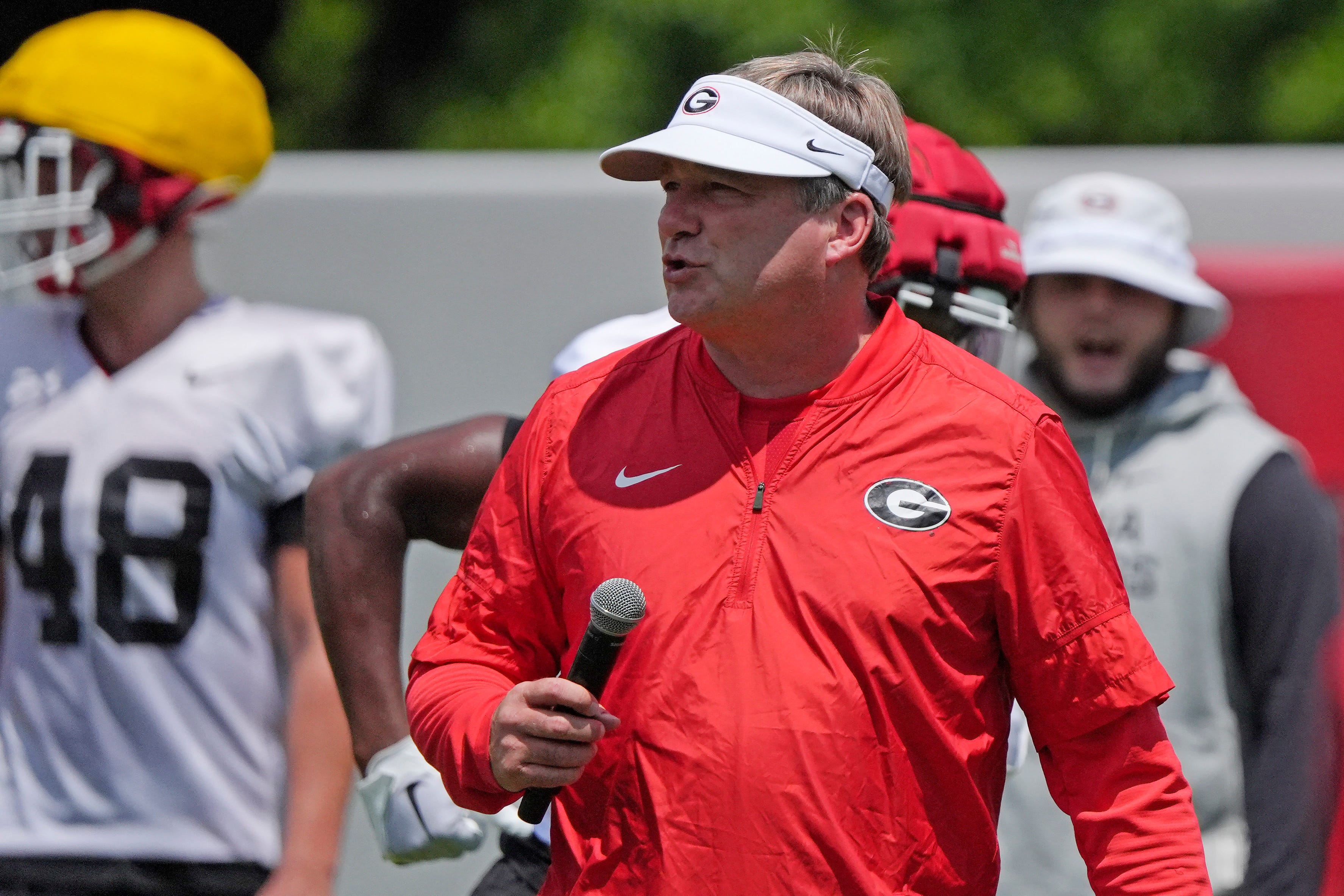 Kirby Smart wants little fires everywhere to come together as Bulldogs ...