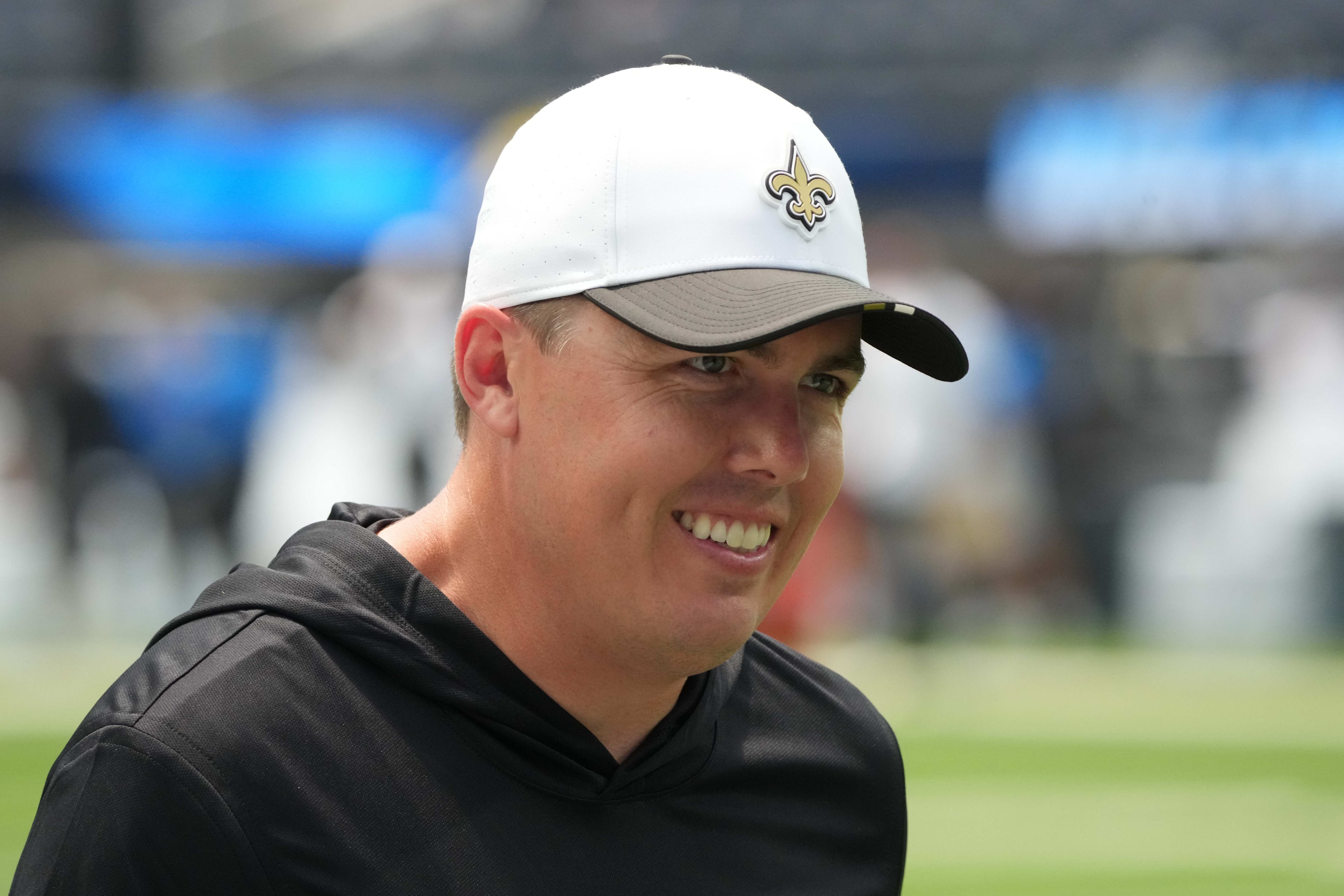 ESPN analyst gives Tyler Shough and Kellen Moore big-time praise even after Saints lose to ...