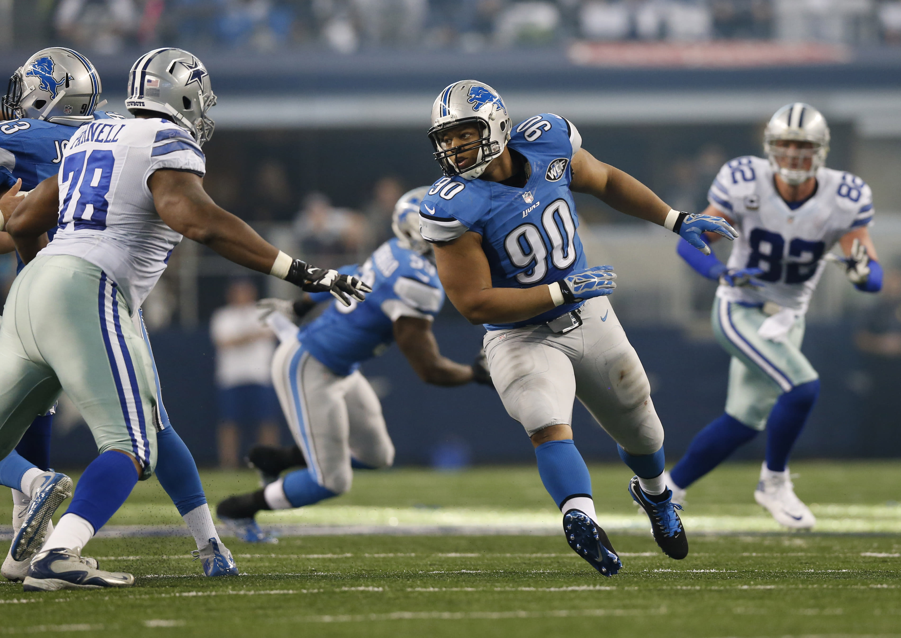 Former Lions All-Pro Ndamukong Suh is at Lions training camp for the ...