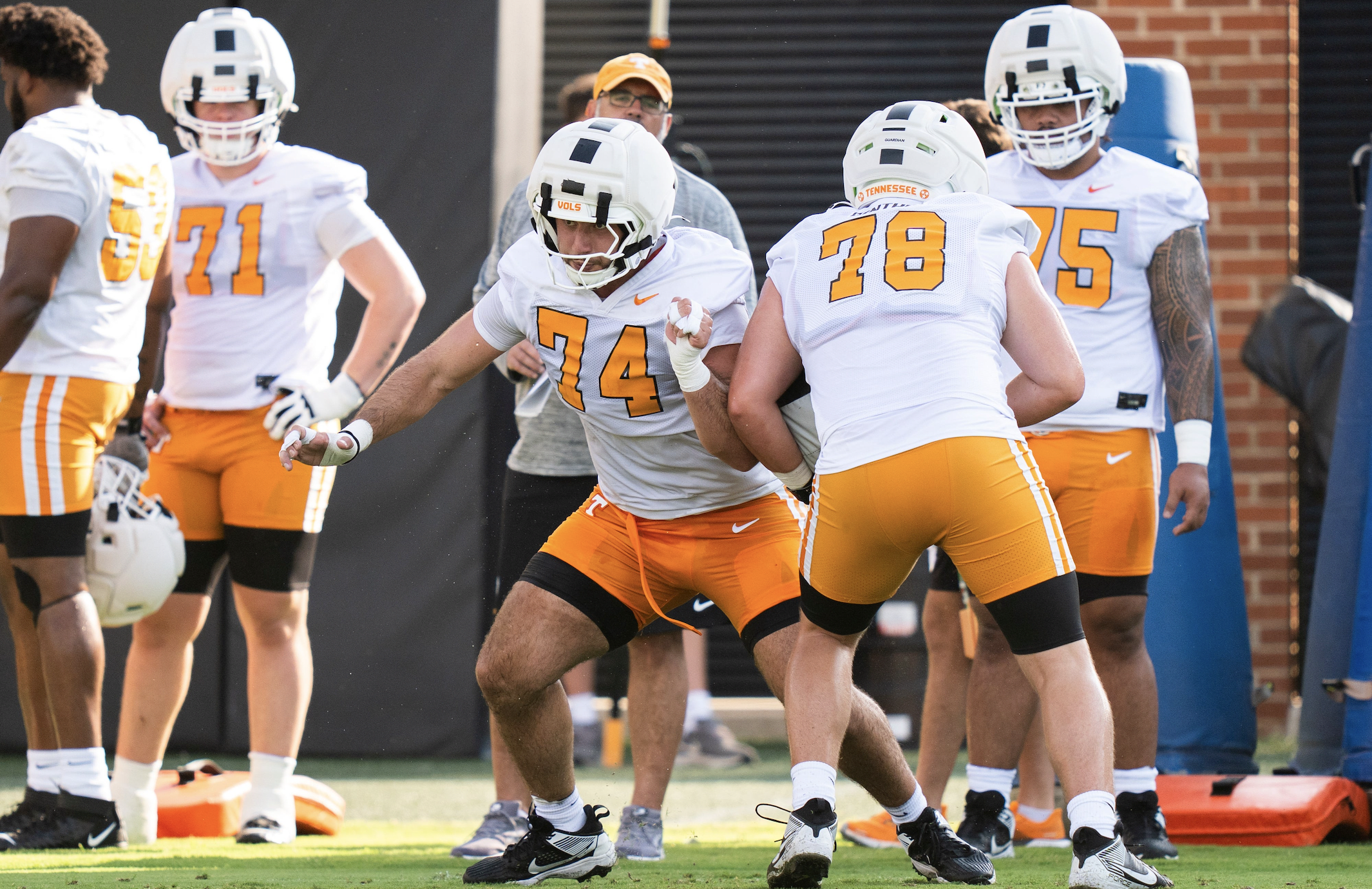 'He wanted more snaps' - Vols coach explains why one Tennessee football ...