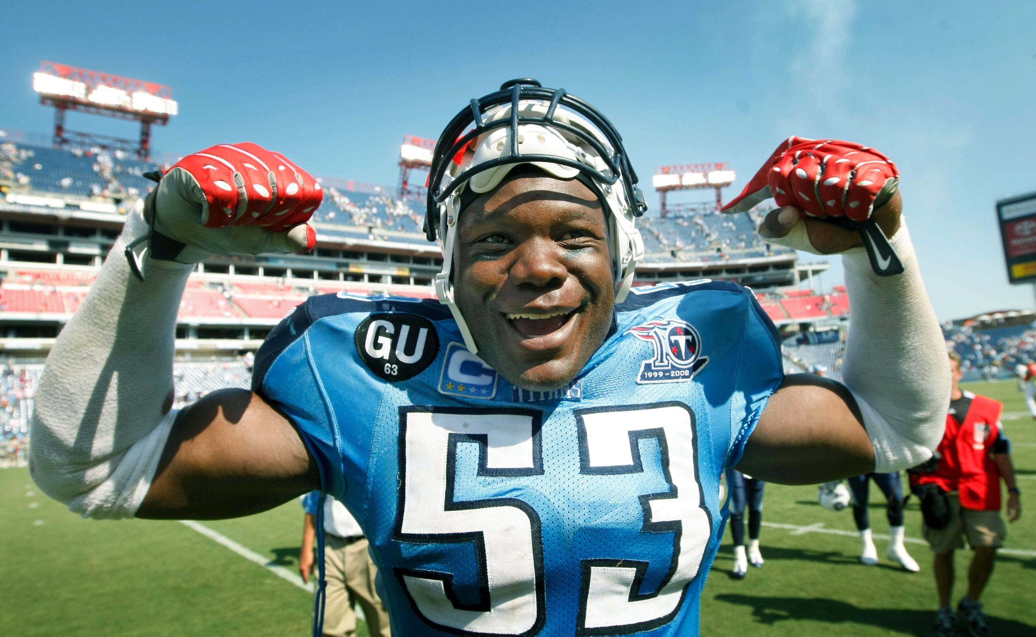 Former Titans star takes shots at Vols with a series of social media ...
