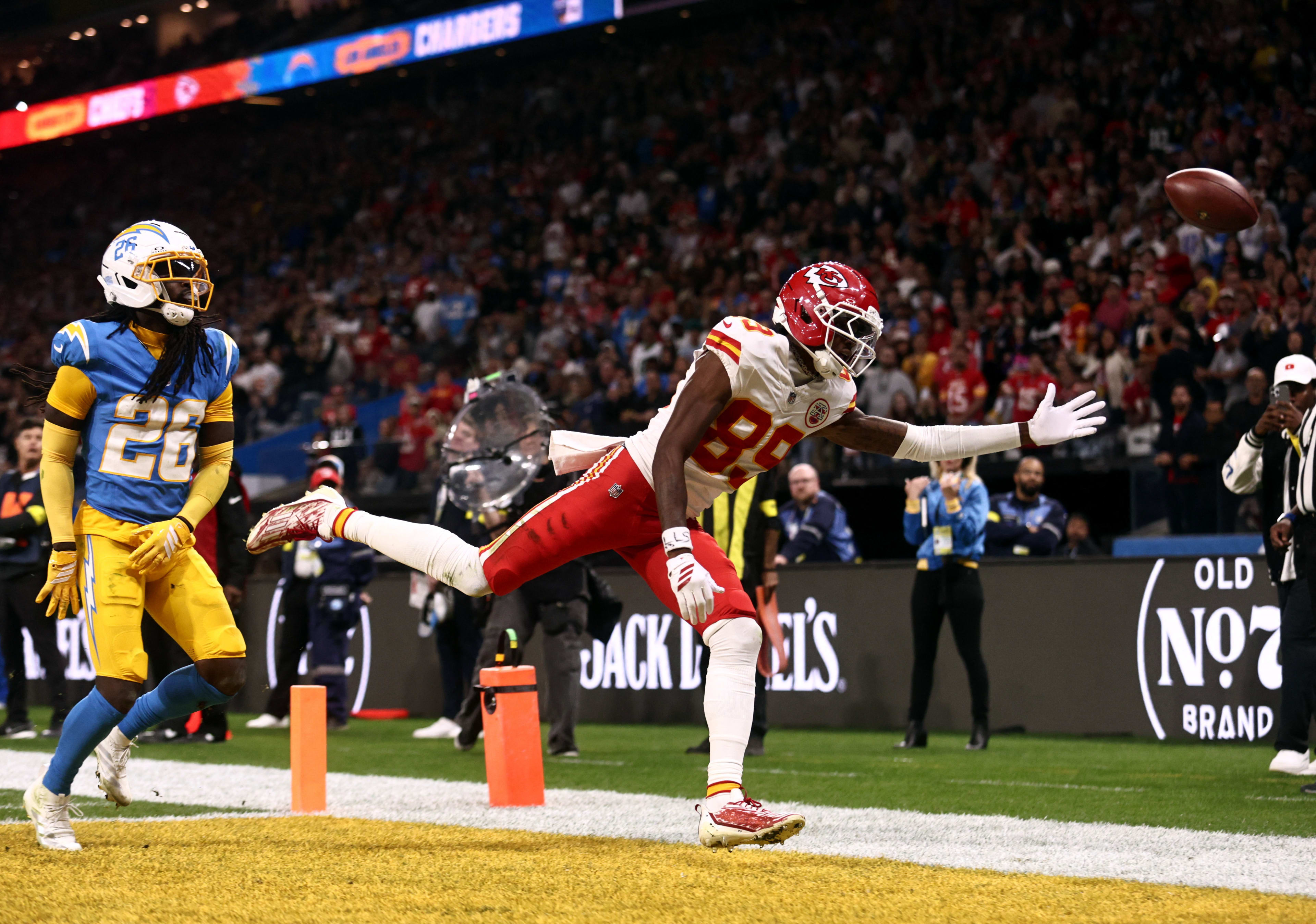 Chiefs' Week 1 Snap Counts vs. Chargers: Hollywood Brown thrust into No ...