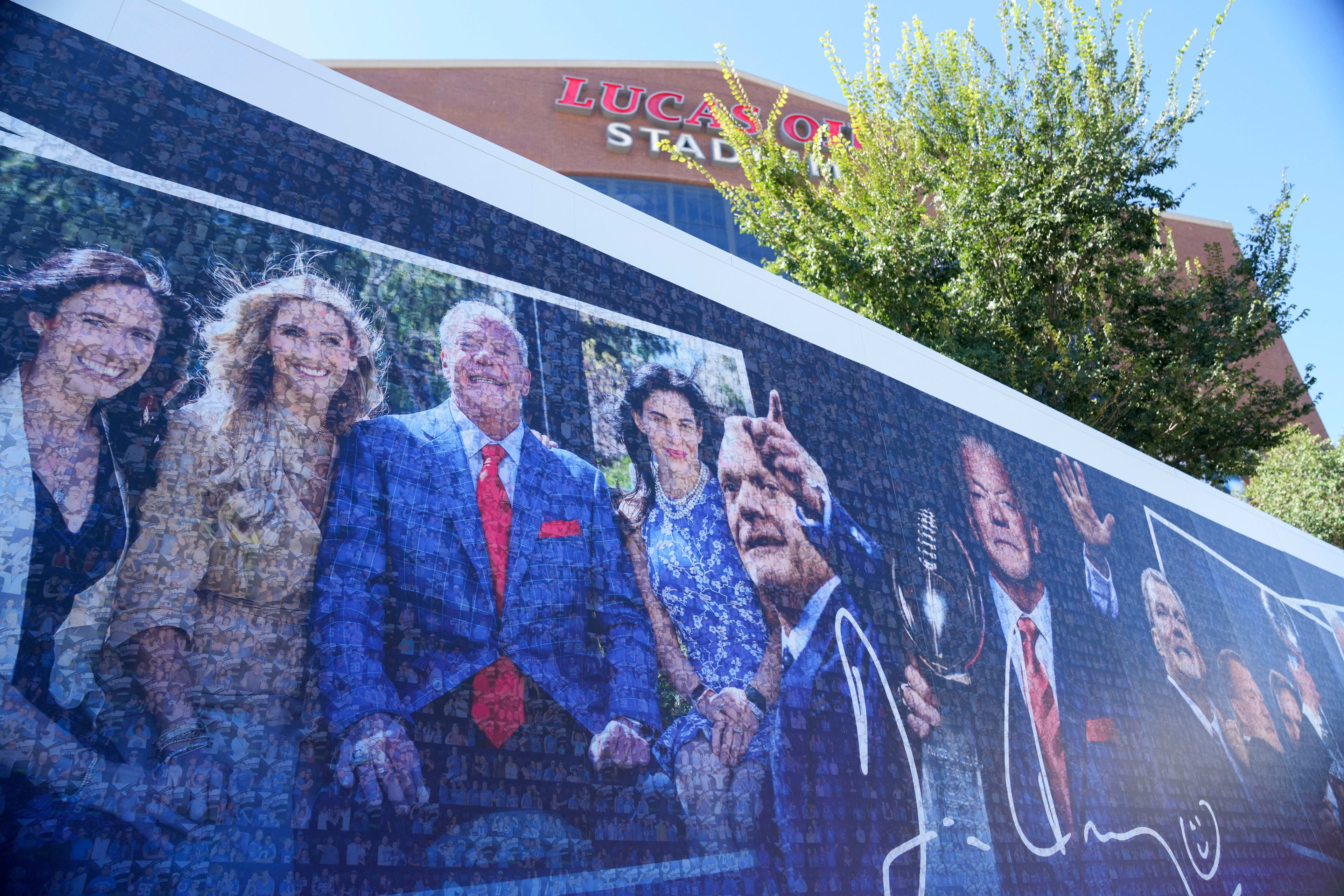 Peyton Manning and other Colts legends returned to Indianapolis for the ...