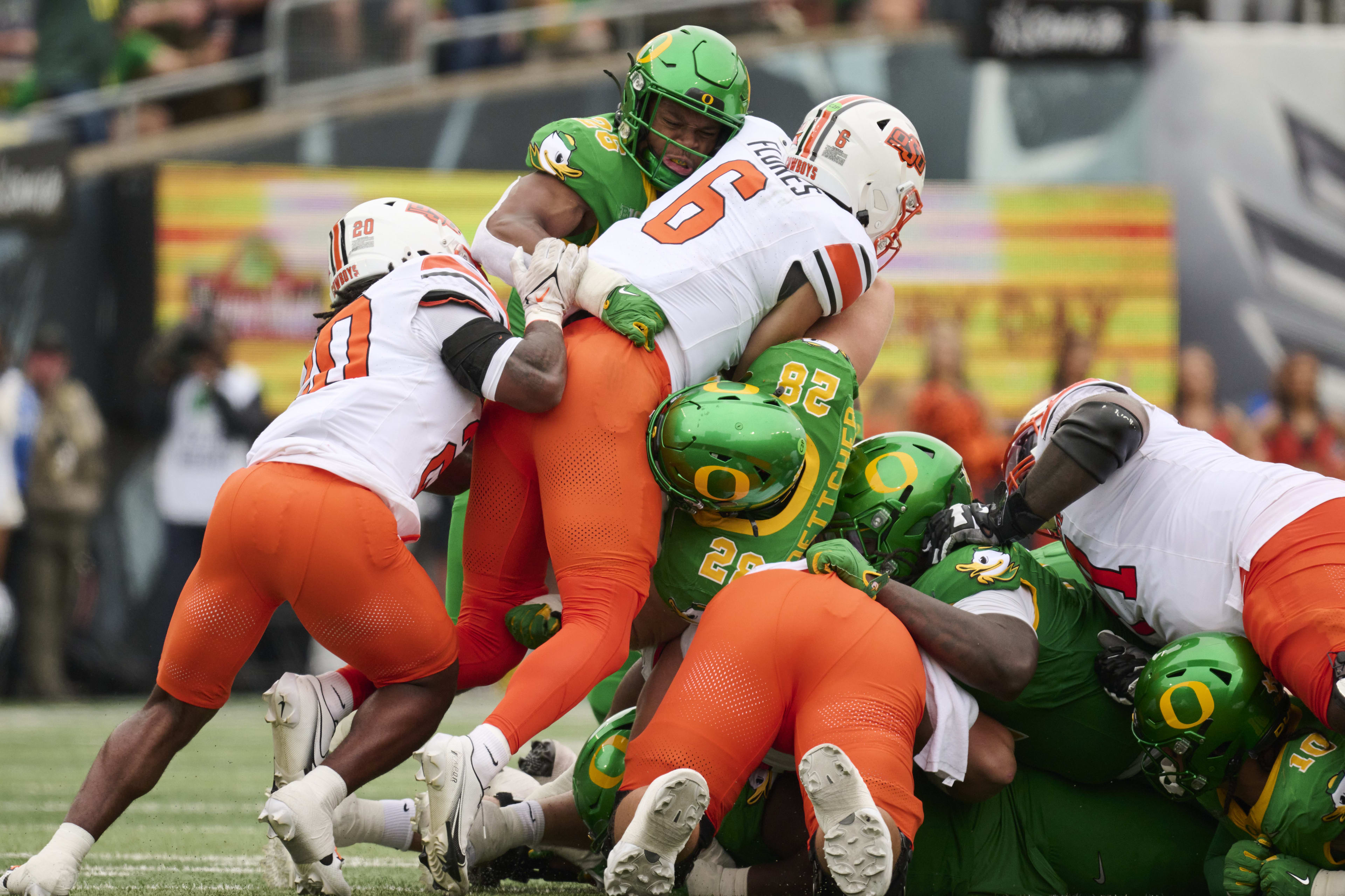 The Oregon Ducks have looked the part so for in 2025 but Dan Lanning ...