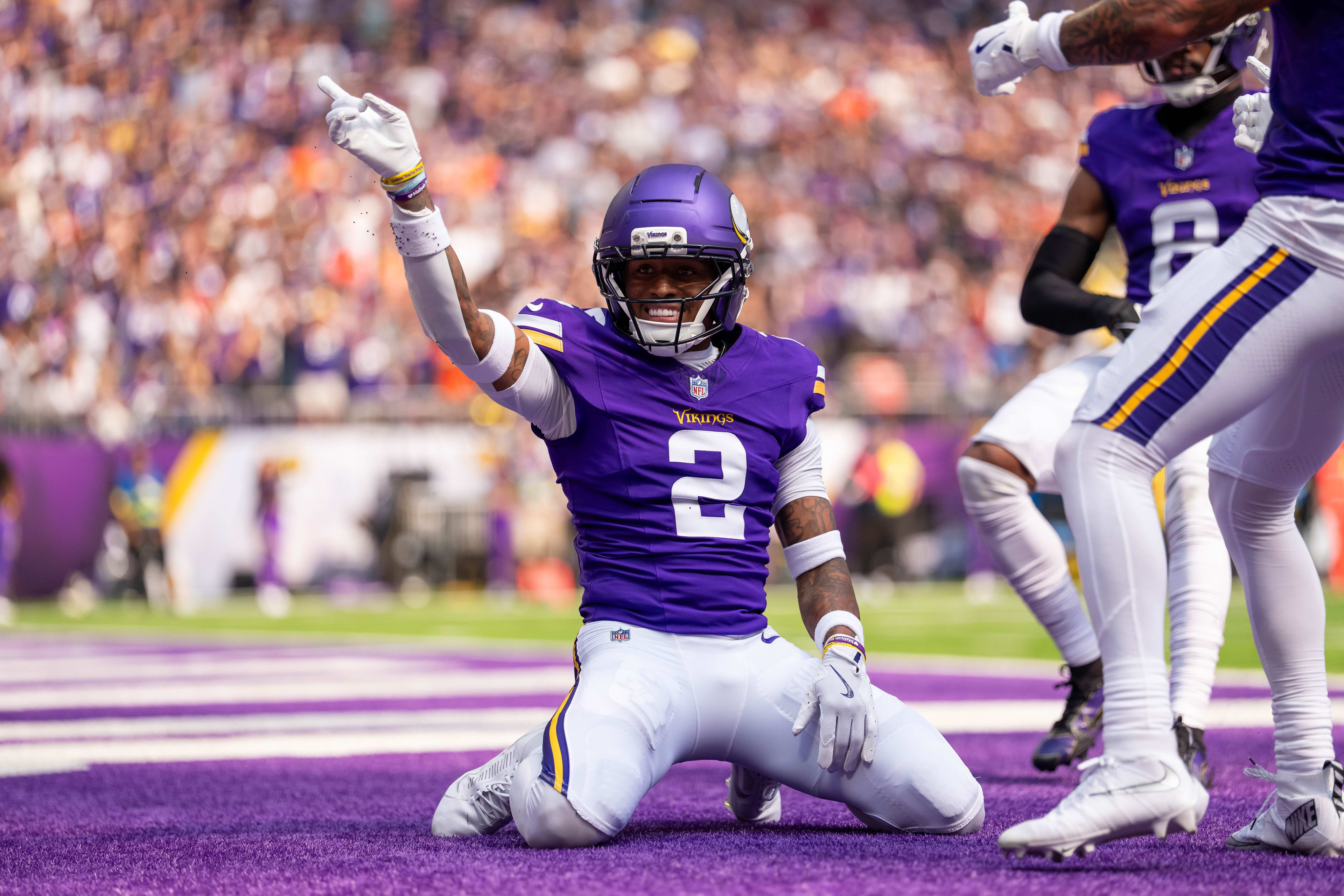 Vikings CB Isaiah Rodgers wins the award many predicted him to receive ...