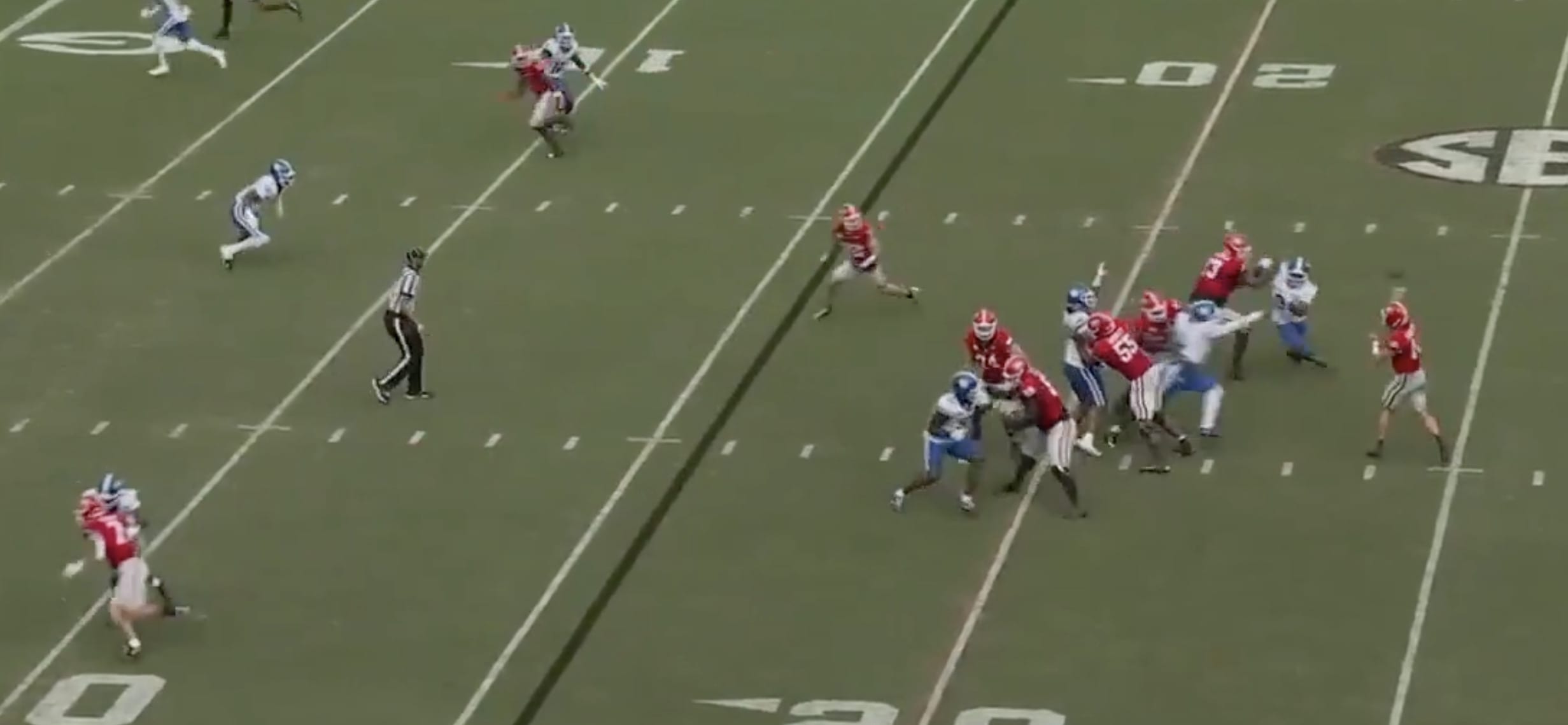 Cash Jones flexes versatile skills in Georgia's dominating win over ...