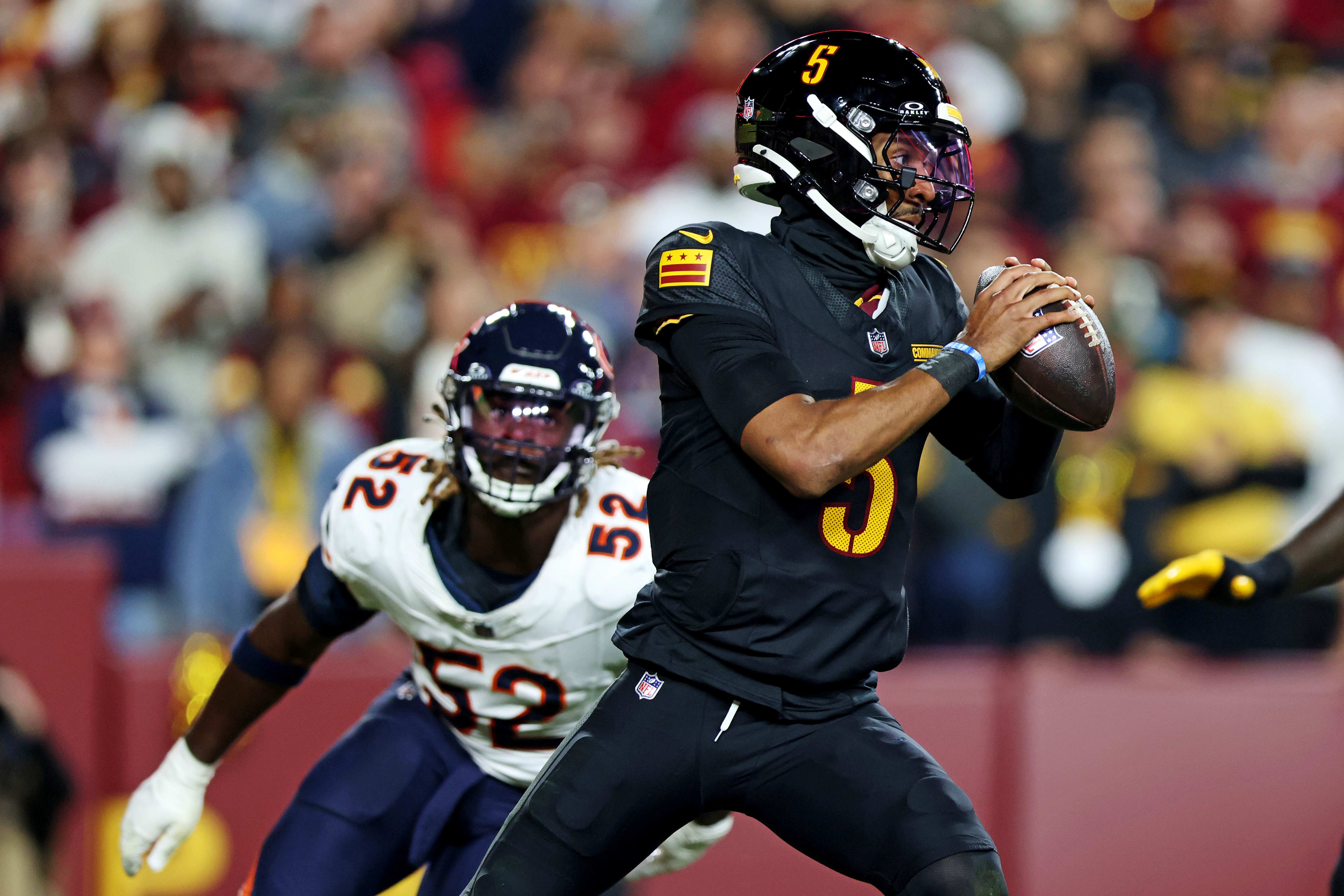 How to watch the Commanders host the Bears in primetime NFC matchup ...