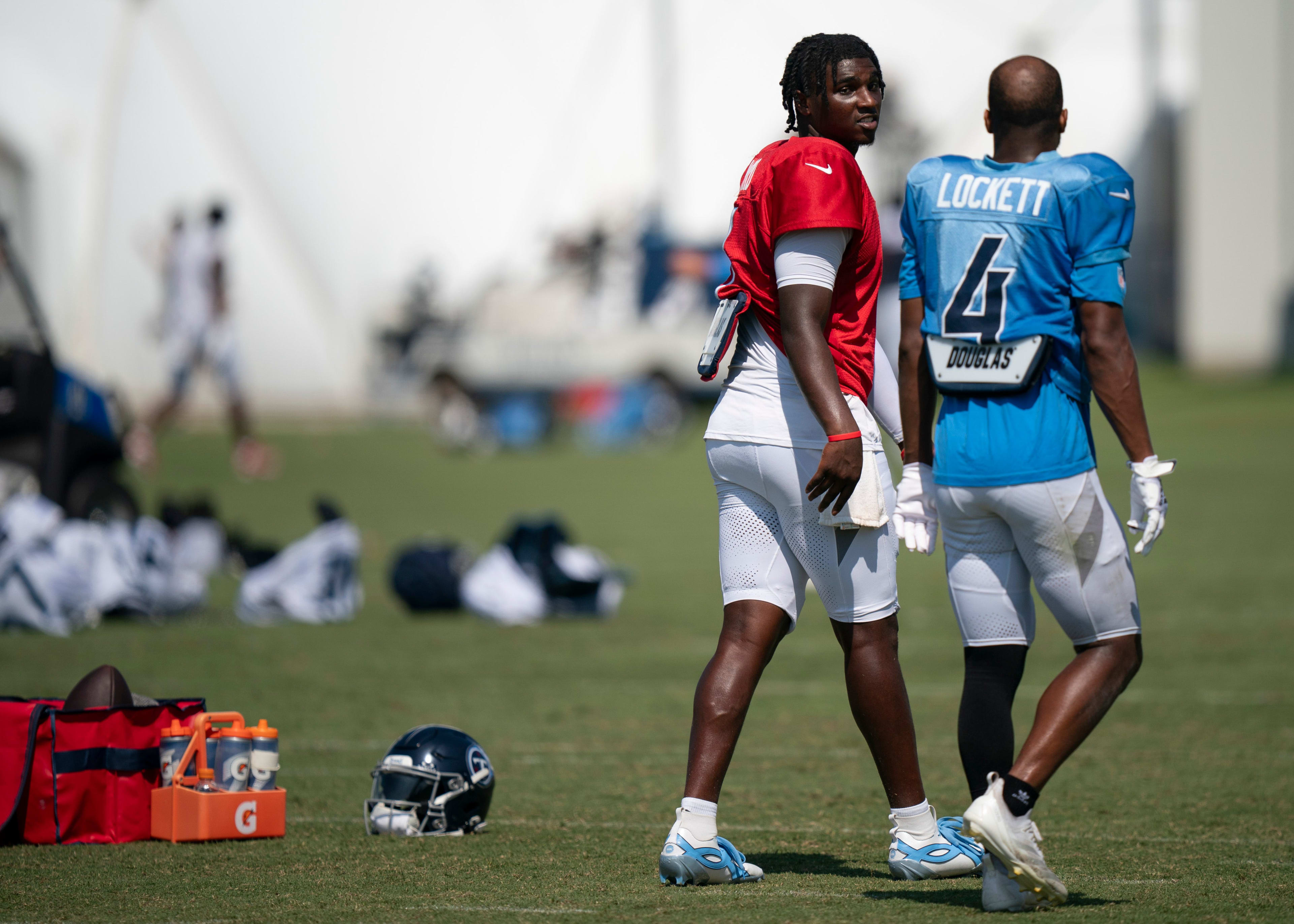 Why receiver Tyler Lockett asked for his release and quit on the Titans ...