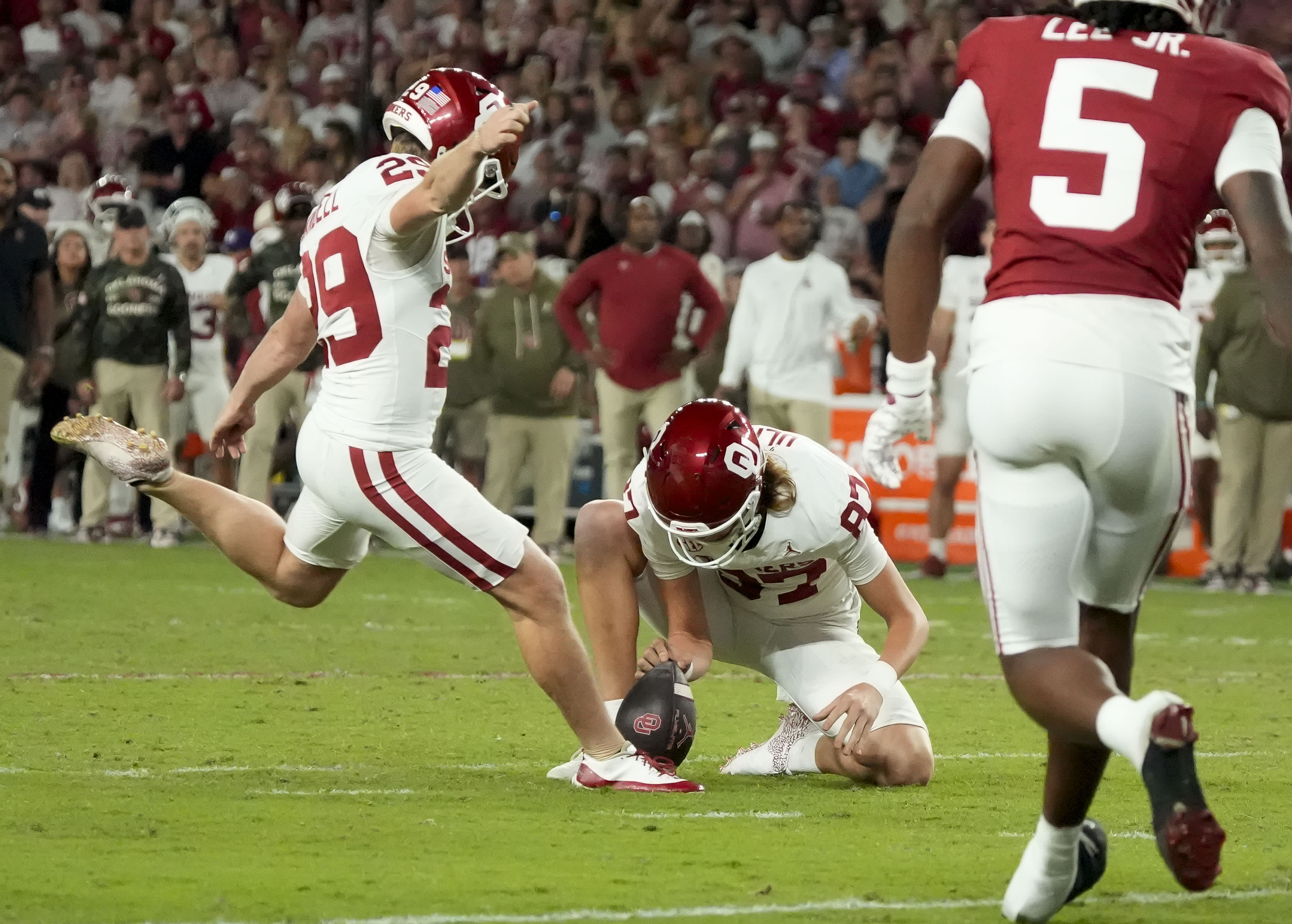 Oklahoma Sooners kicker Tate Sandell is making the most of his quick ...