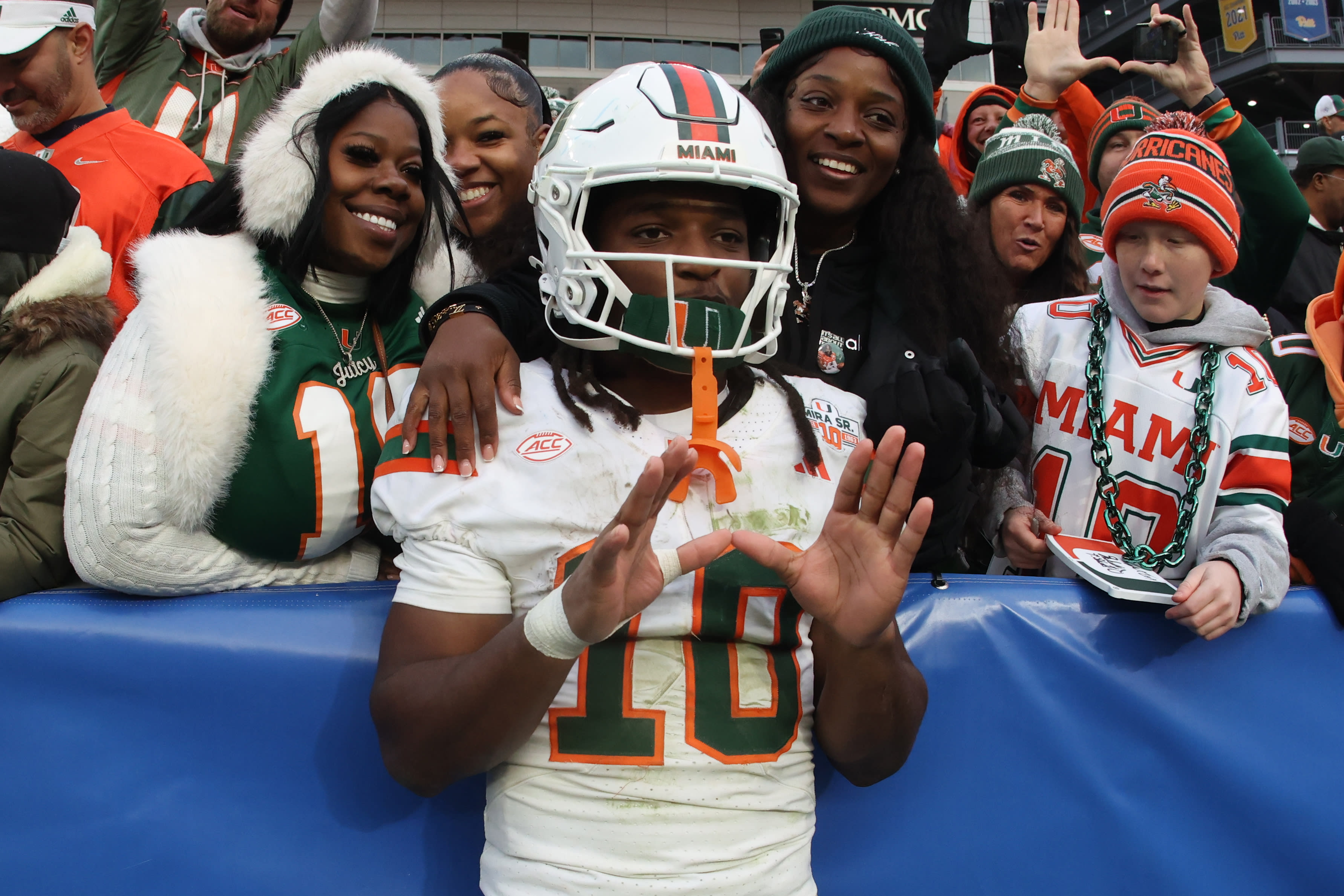 ESPN insider gives fans of the Miami Hurricanes a shred of hope heading ...