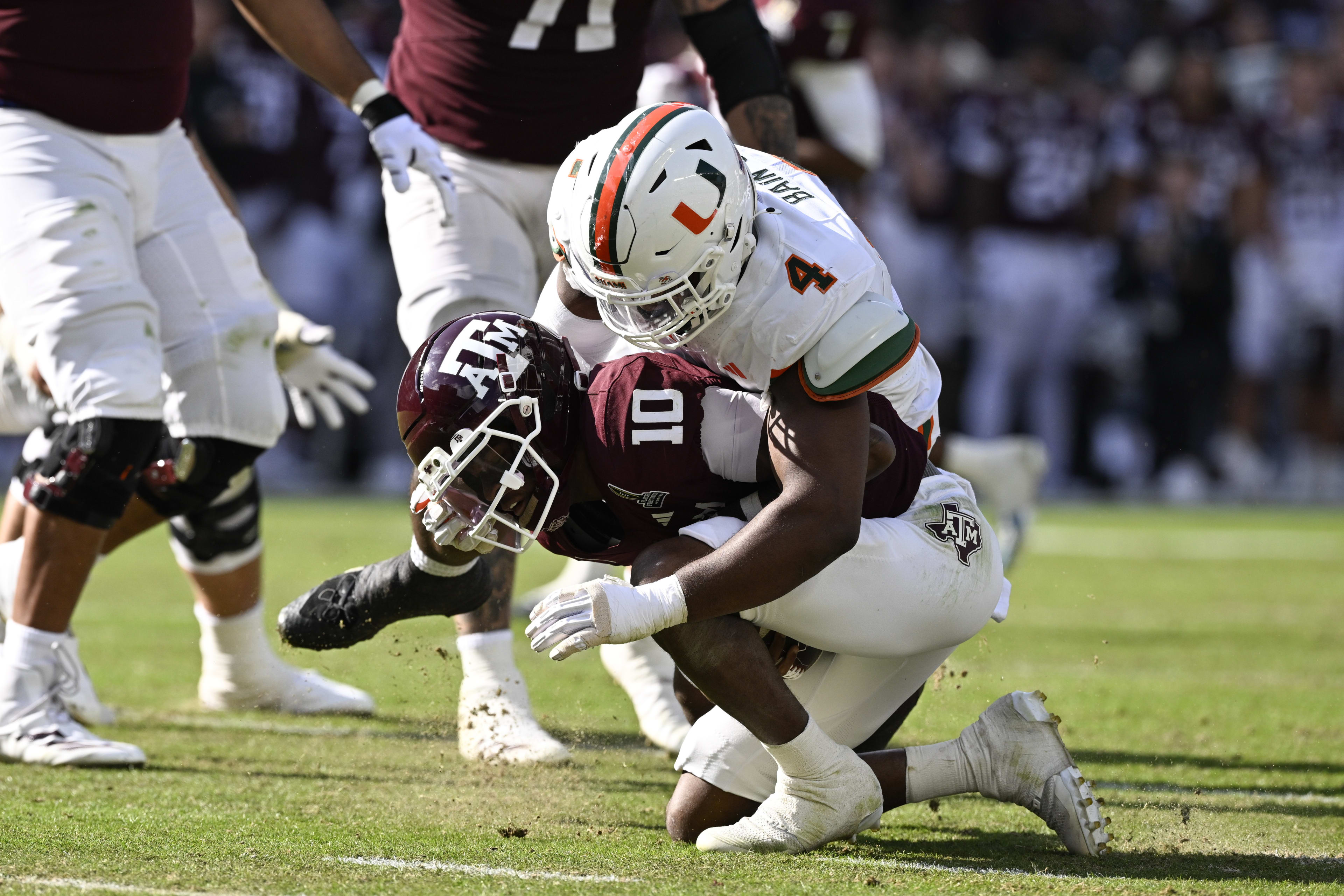 Titans 3-Round 2026 NFL Mock Draft: Tennessee finds value at a major ...