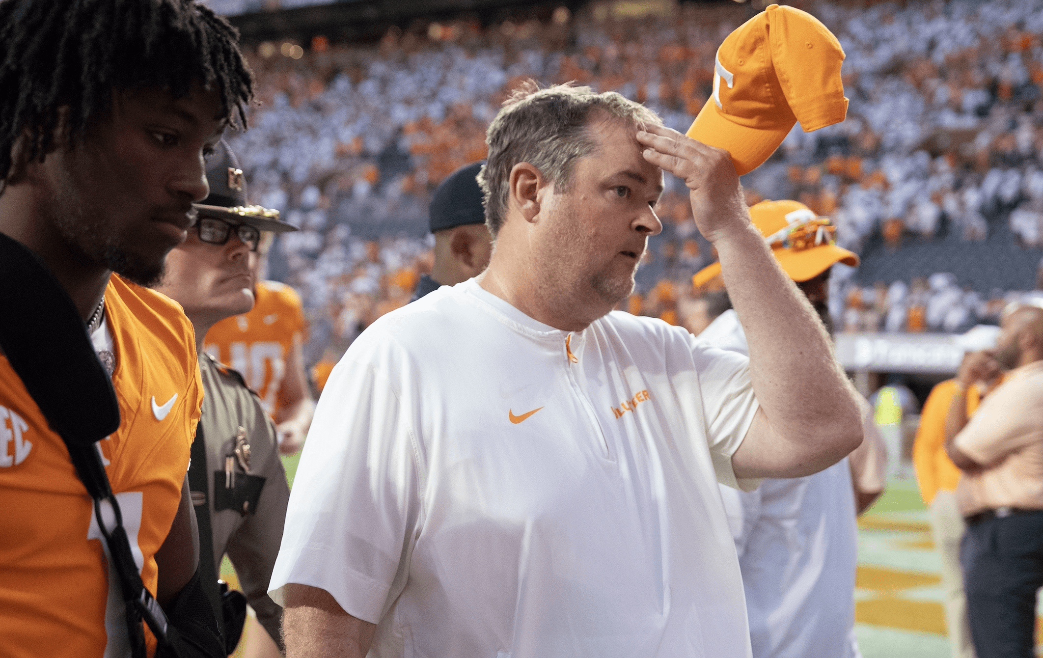 Latest intel on transfer quarterback that would be a dream fit for ...