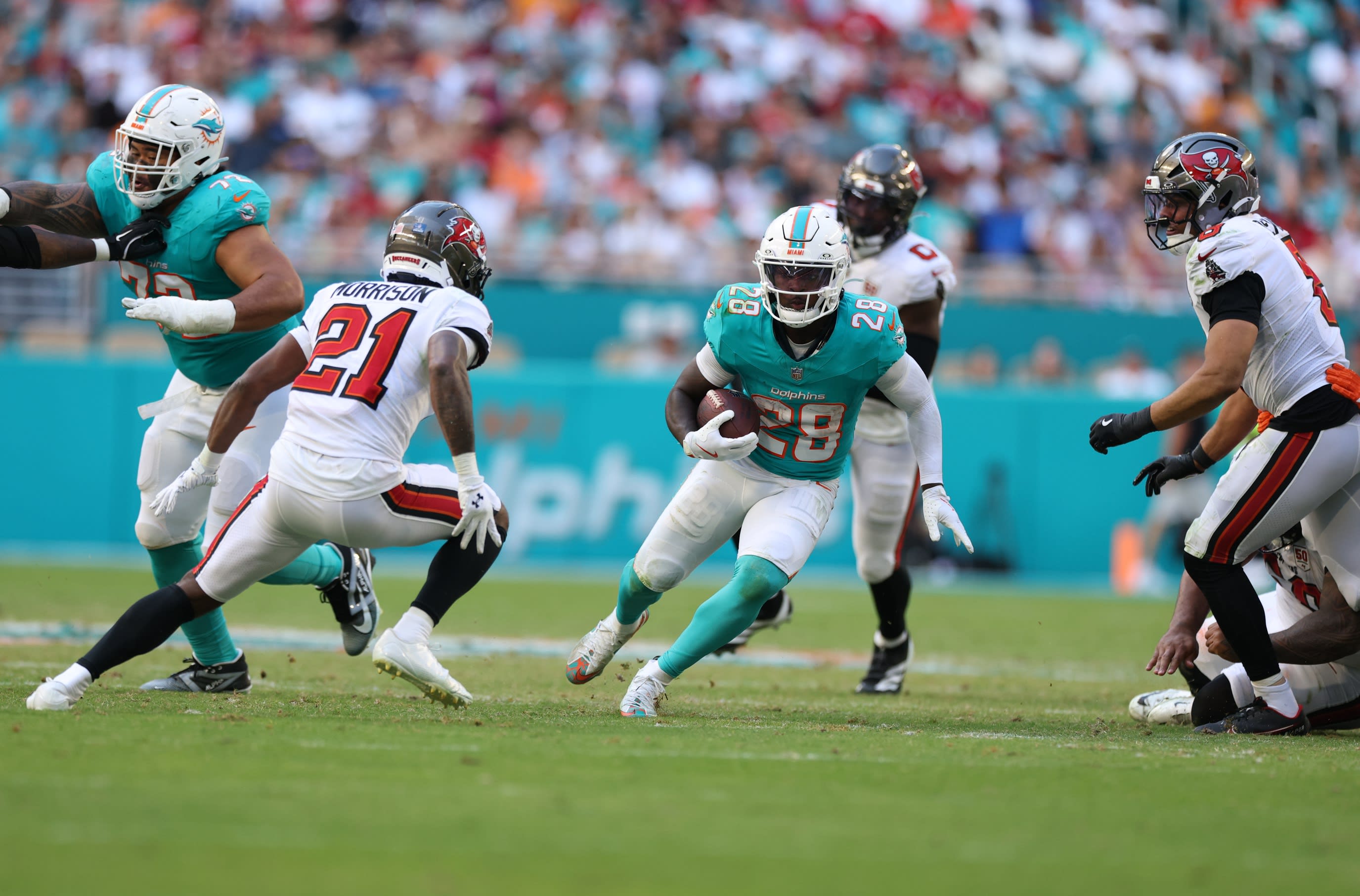The Dolphins’ win over the Bucs narrows Miami’s 2026 NFL Draft fate ...
