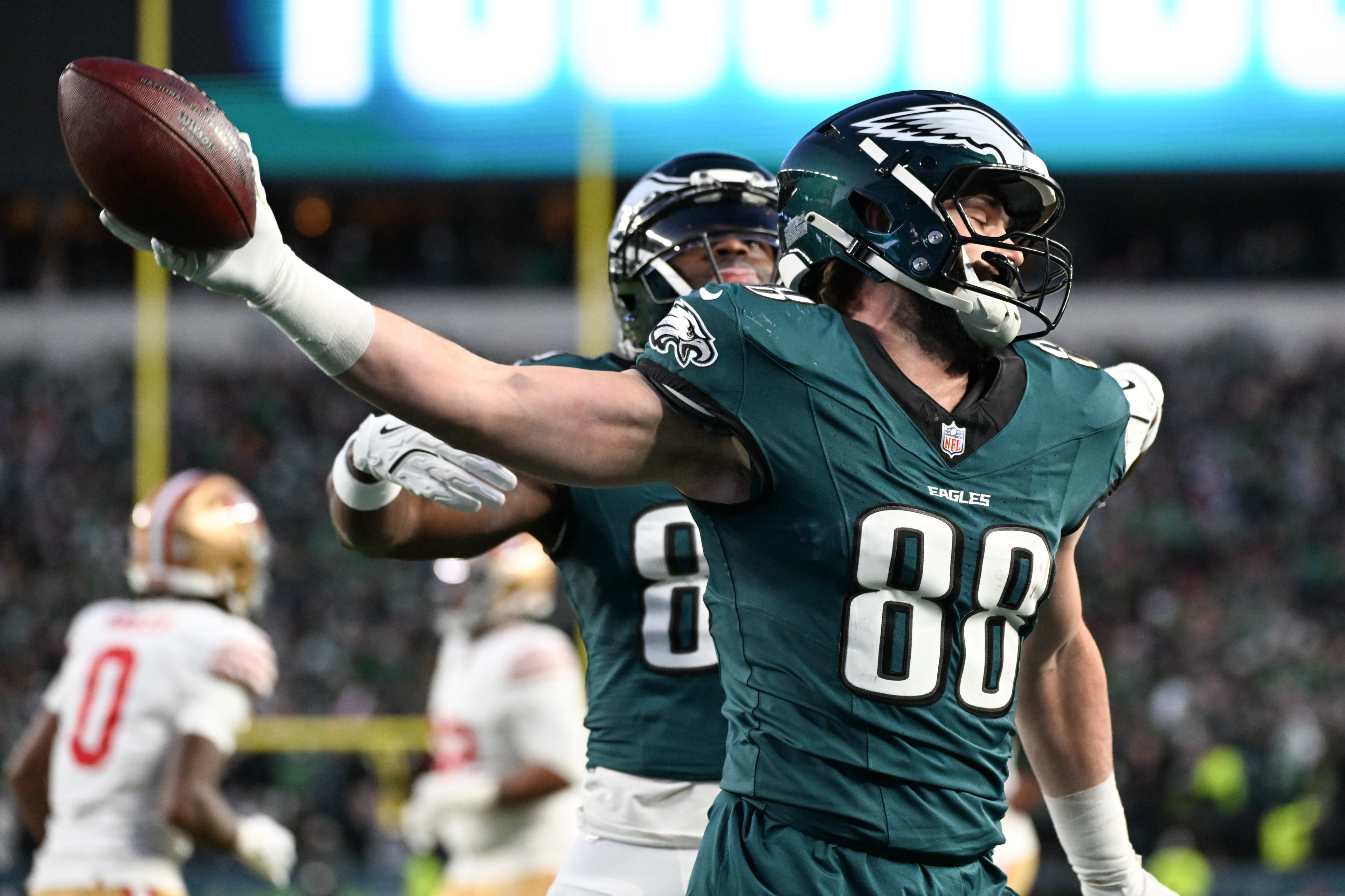 Eagles 4-round 2026 NFL mock draft: Philadelphia replaces TE Dallas ...