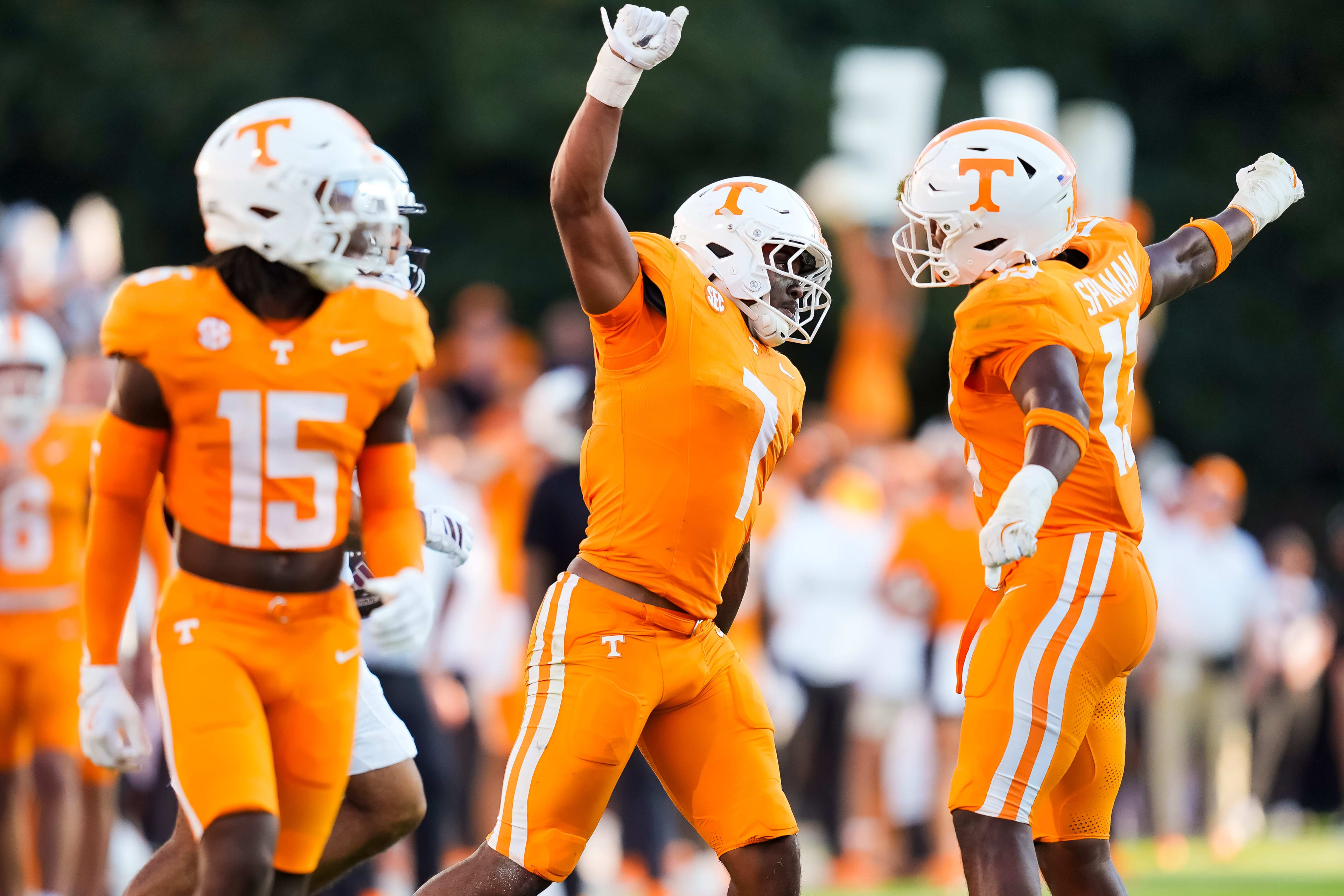Tennessee star pulls a 180 and yanks the rug out from under the Vols ...
