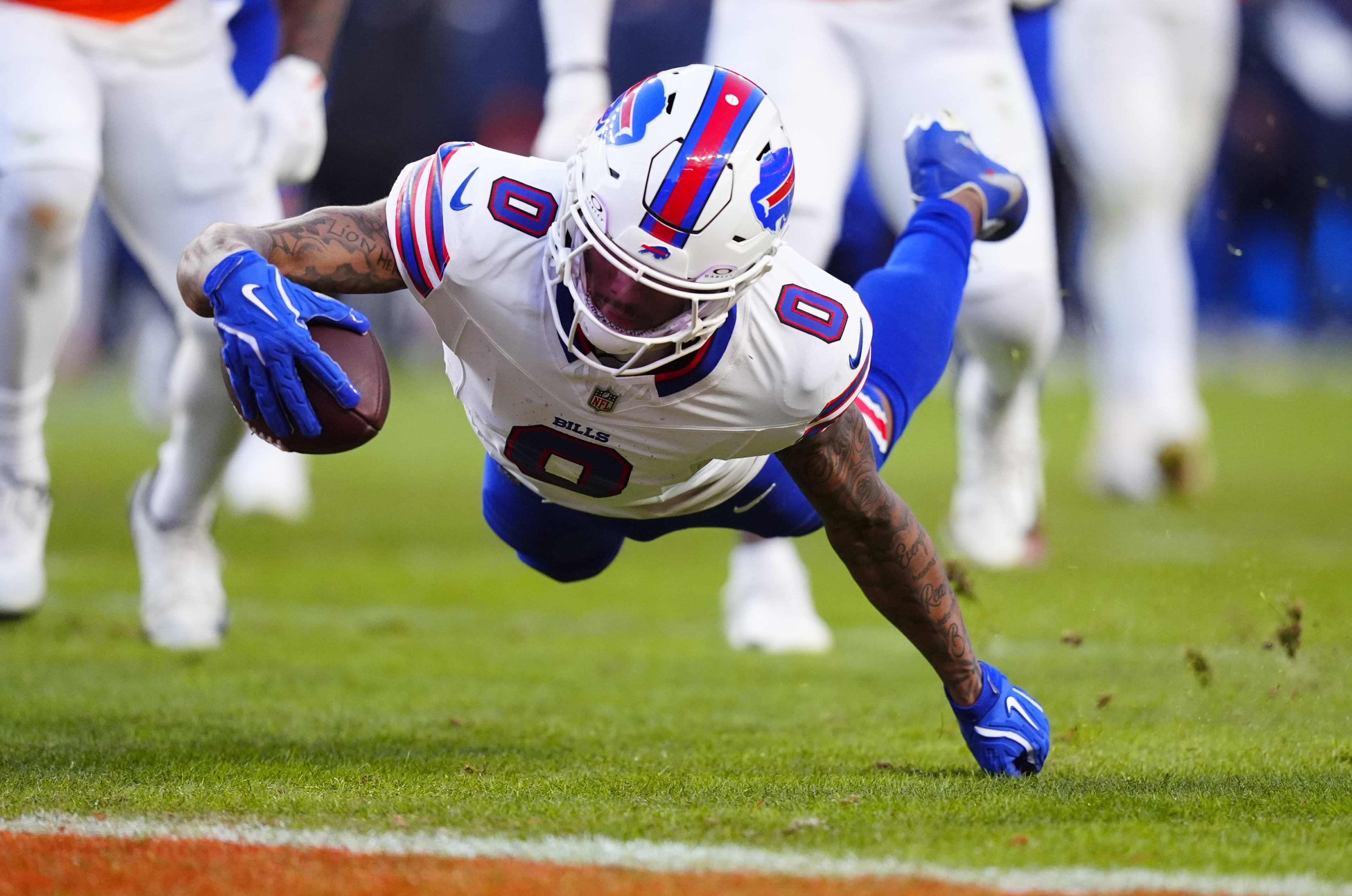 Bills’ Keon Coleman gets an incredible gift from former NFL star that ...