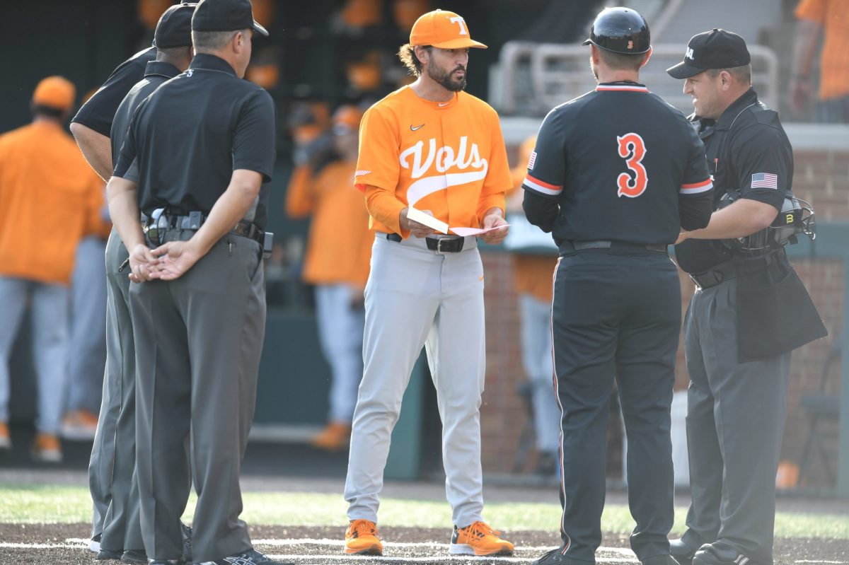 Tennessee Vols: Tony Vitello names one thing that frustrates him about ...
