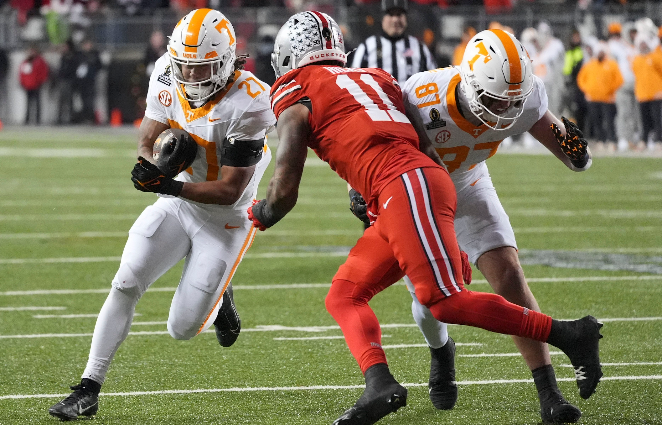 Vols sophomore RB sends strong message about Tennessee's running game ...