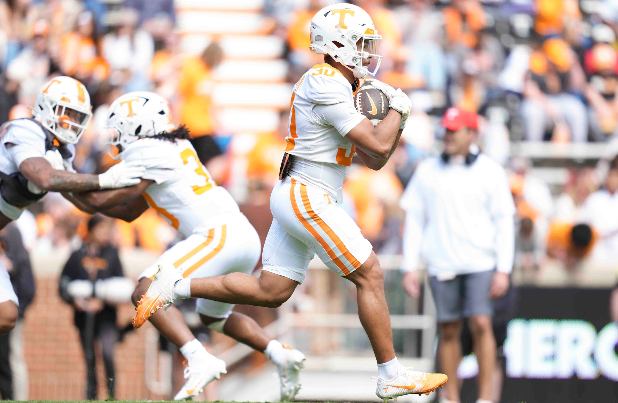 Tennessee Vols reportedly losing redshirt junior wide receiver to the ...