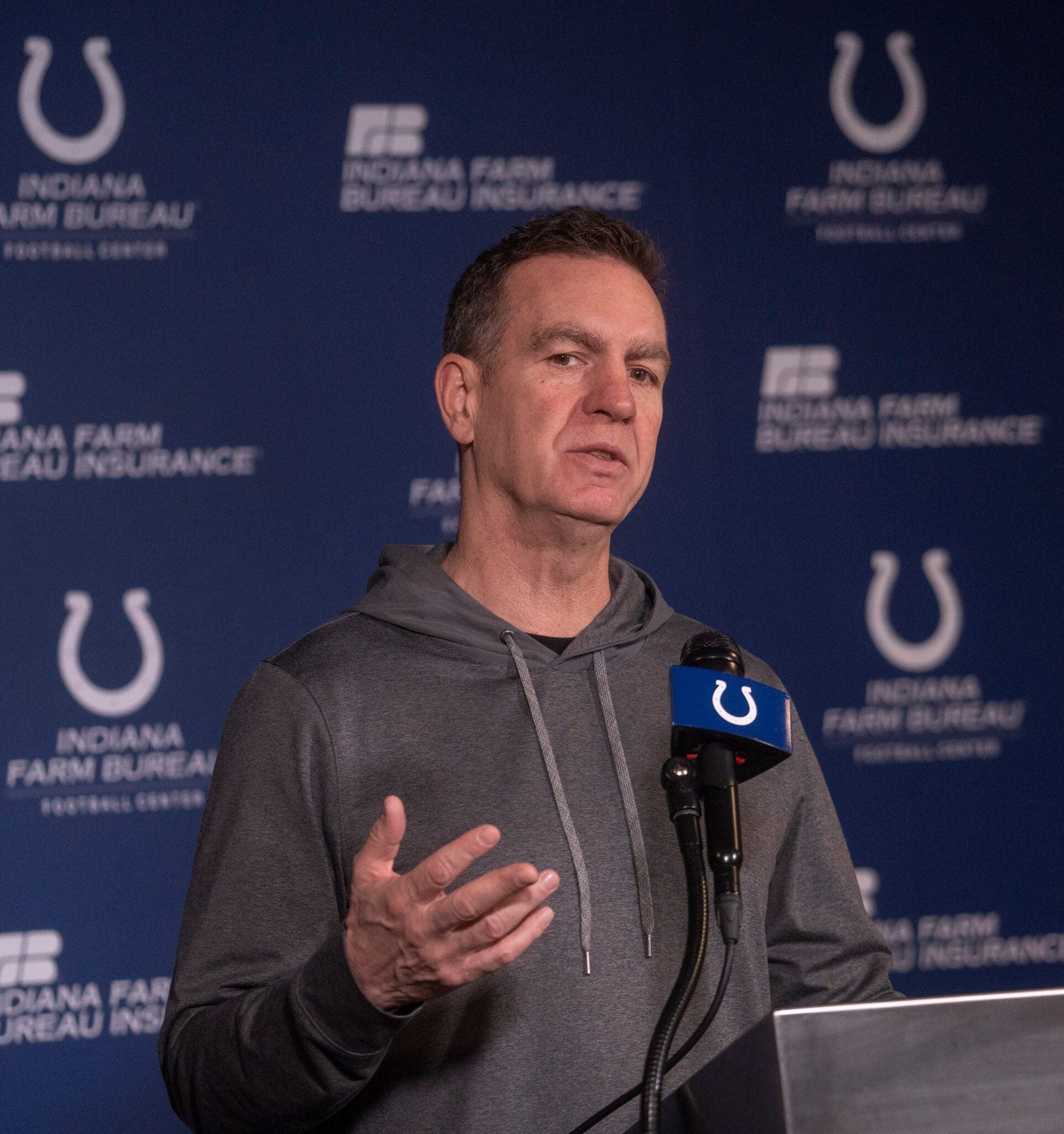 Colts defensive coordinator Lou Anarumo is set to interview for an open ...