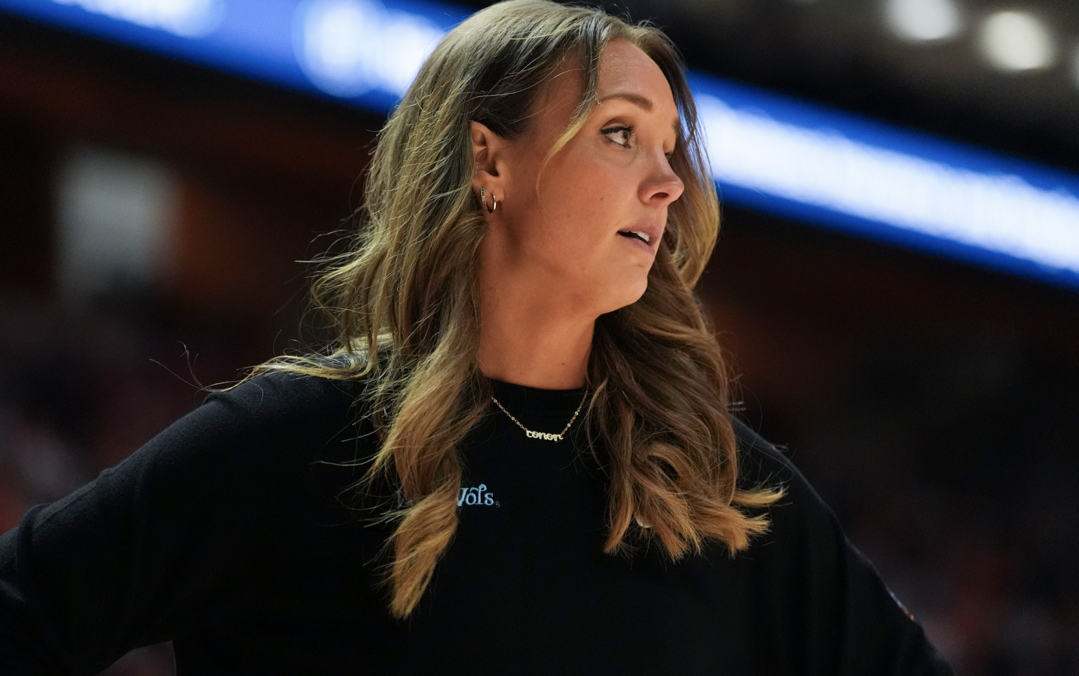 Lady Vols head coach Kim Caldwell quickly takes care of important ...