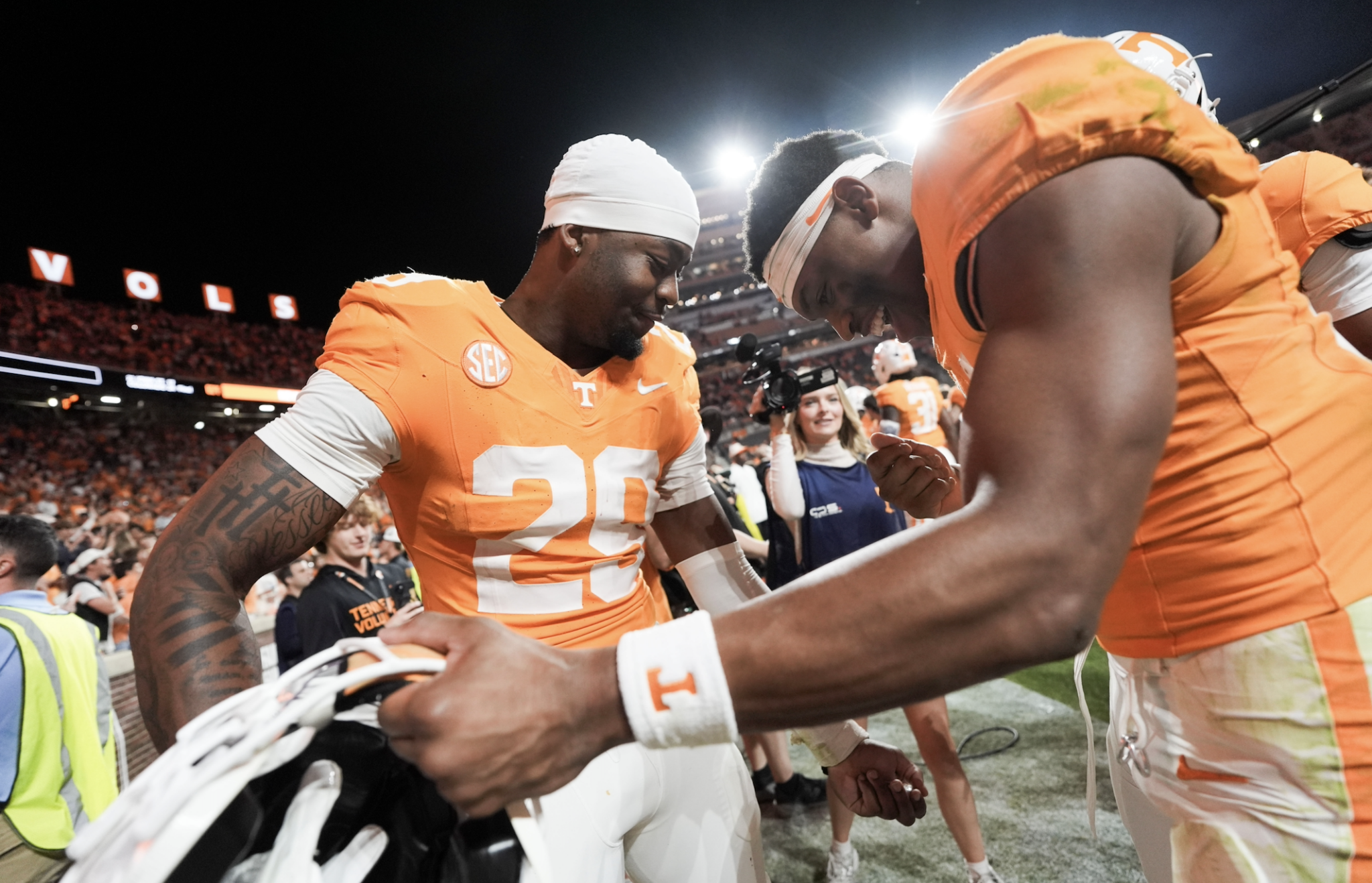 'I had to find a new program' - Former Vols EDGE Jordan Ross addresses ...