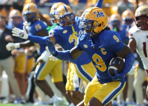 Grading the pick: The Miami Dolphins draft LB Kyle Louis at No. 138 ...