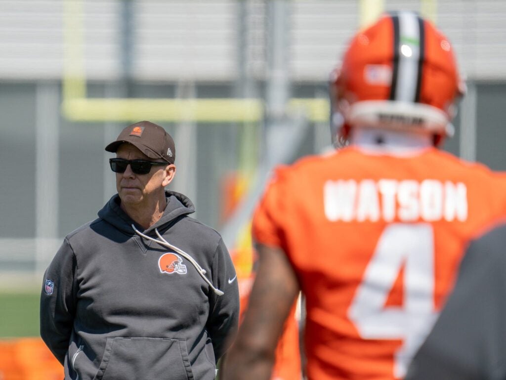 NFL insider dropped a key Cleveland Browns’ QB update on Deshaun Watson ...