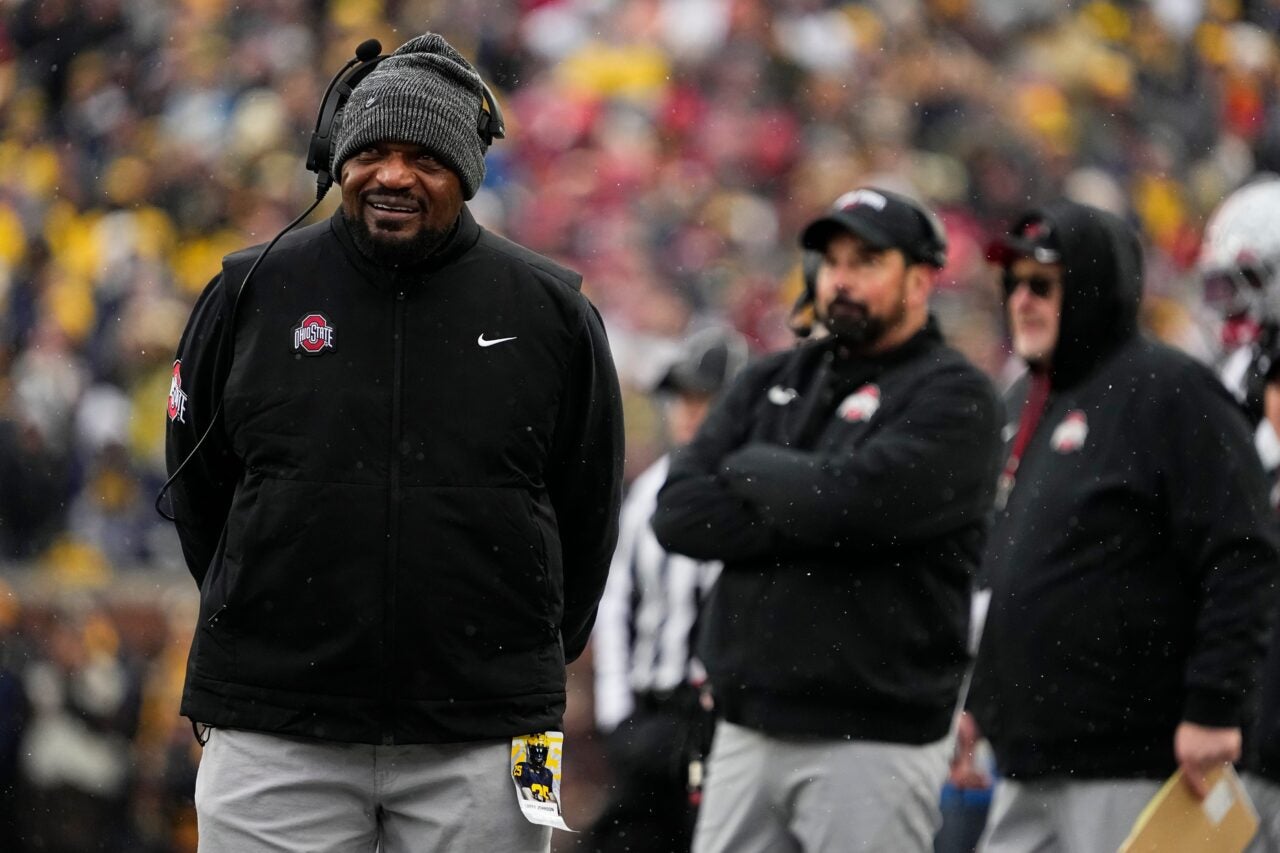 Elite defender spurns Ohio State football days before he was expected ...