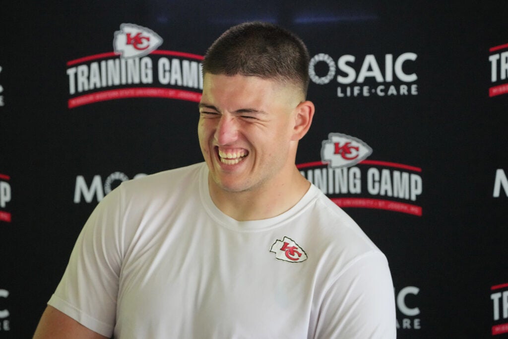 KC Chiefs' latest salary cap decision will help them sign Mansoor ...