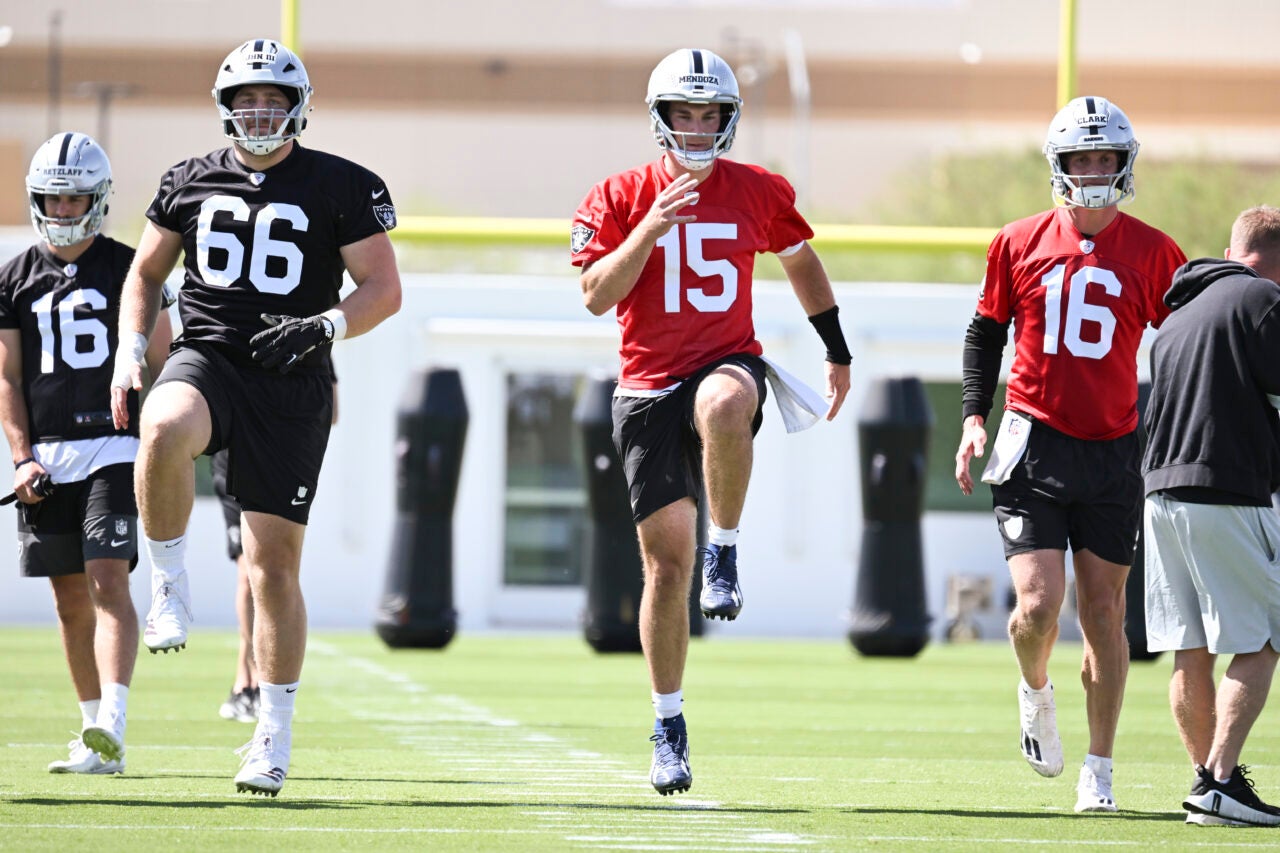 Las Vegas Raiders make another minicamp roster move that's eerily ...