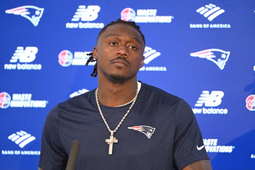 Patriots already have an A.J. Brown problem on their hands
