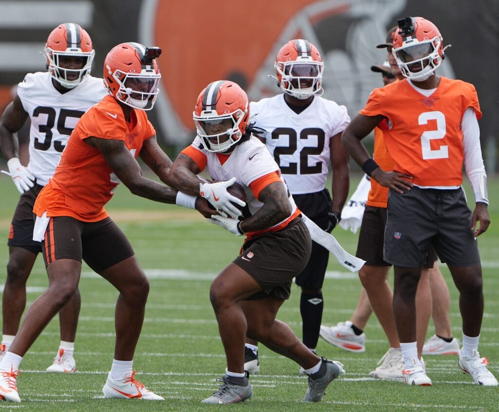 NFL insider gives latest stance on Cleveland Browns’ starting ...