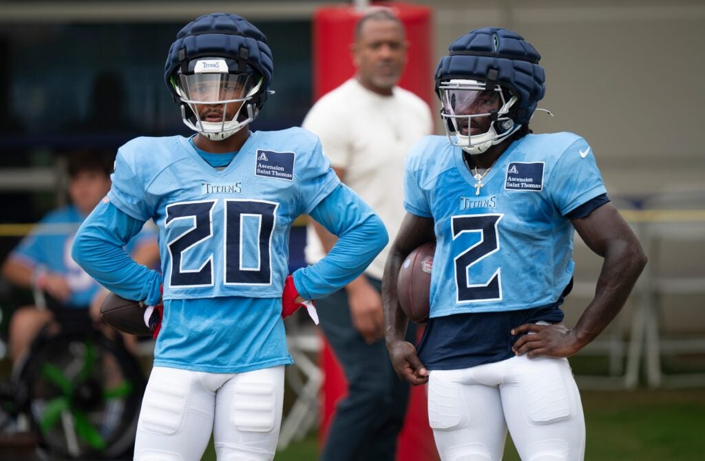 Robert Saleh sets the record straight on Titans' plan at running back ...